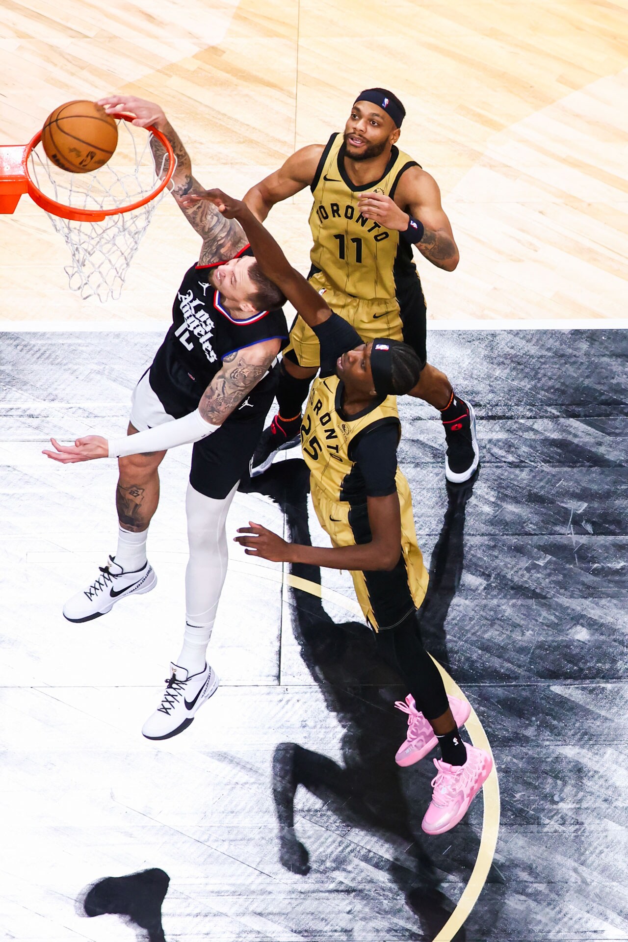 Meet the Pelicans Roster: Daniel Theis Photo Gallery | NBA.com