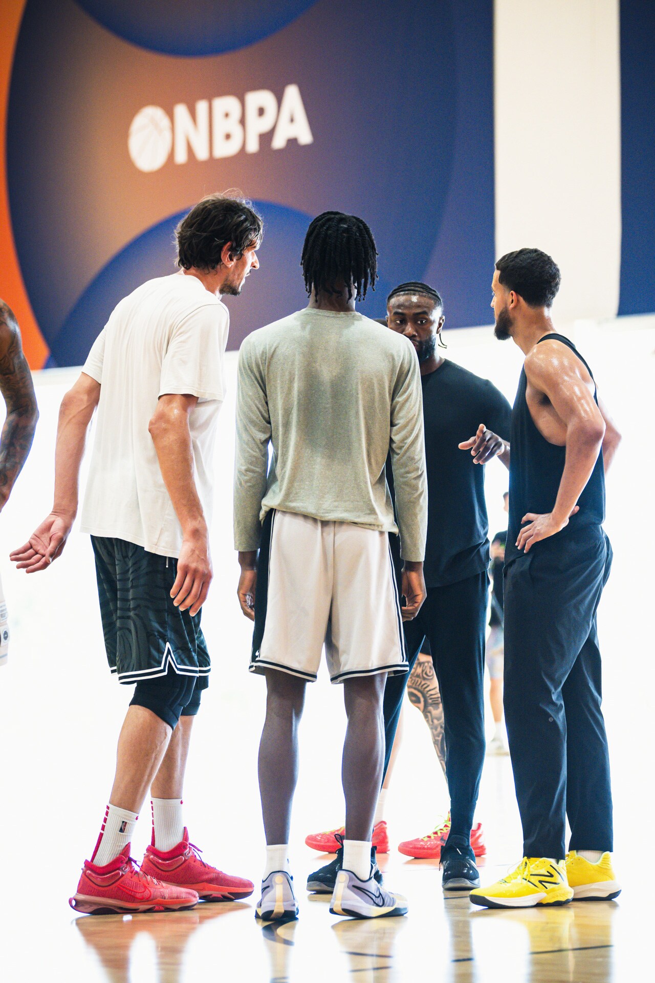 Photos: Jeremiah Robinson-Earl offseason workouts at 2024 NBPA retreat ...