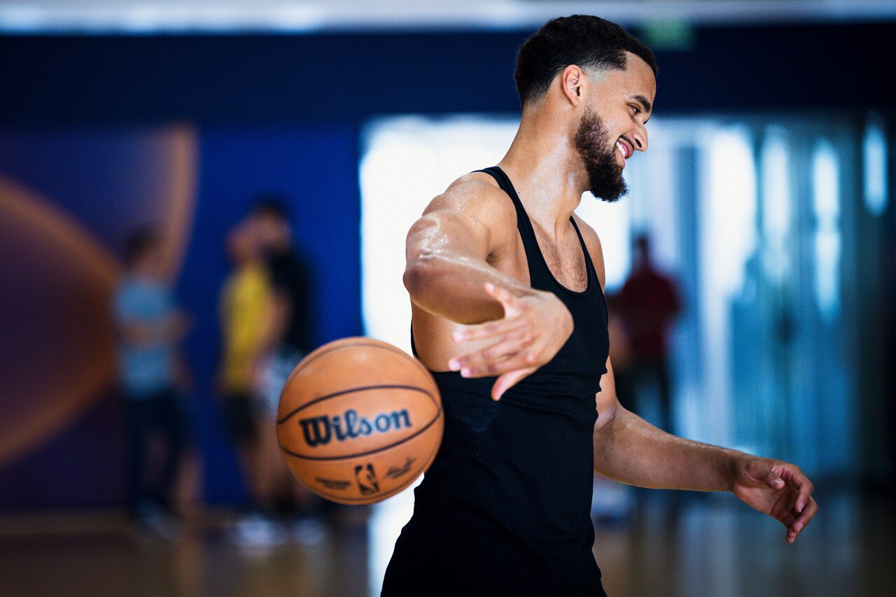 Photos: Jeremiah Robinson-Earl offseason workouts at 2024 NBPA retreat ...