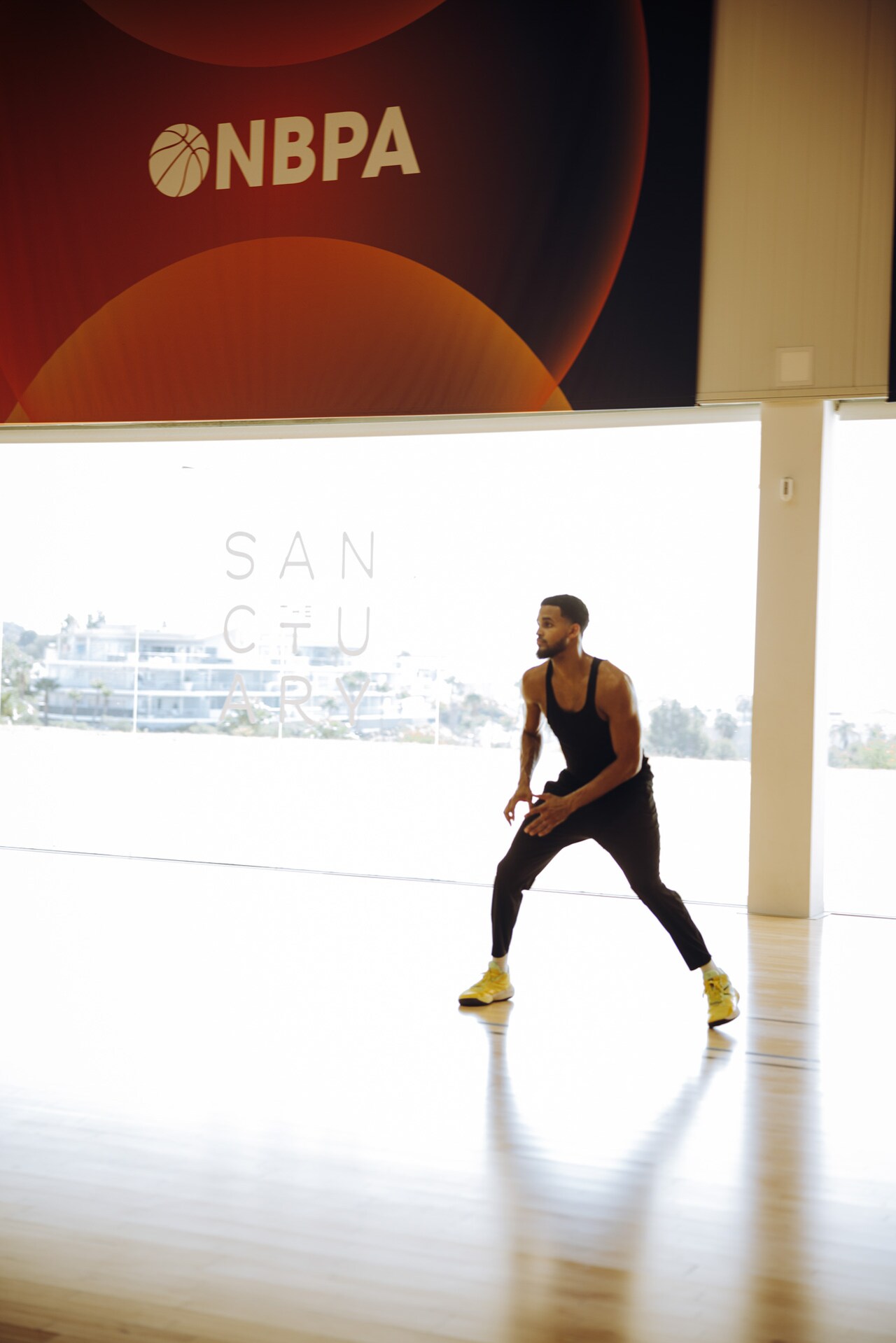 Photos: Jeremiah Robinson-Earl offseason workouts at 2024 NBPA retreat ...