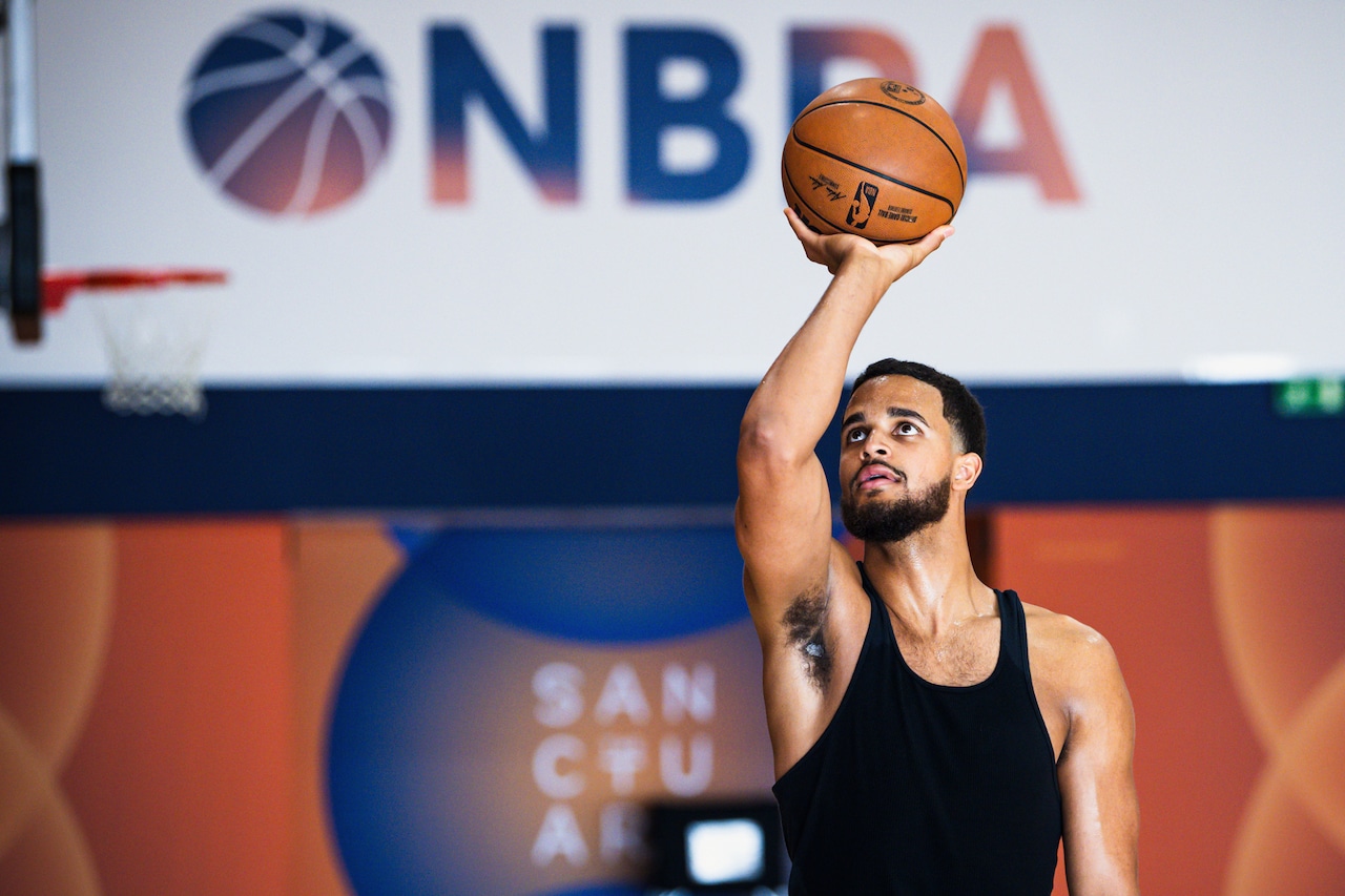 Photos: Jeremiah Robinson-Earl offseason workouts at 2024 NBPA retreat ...