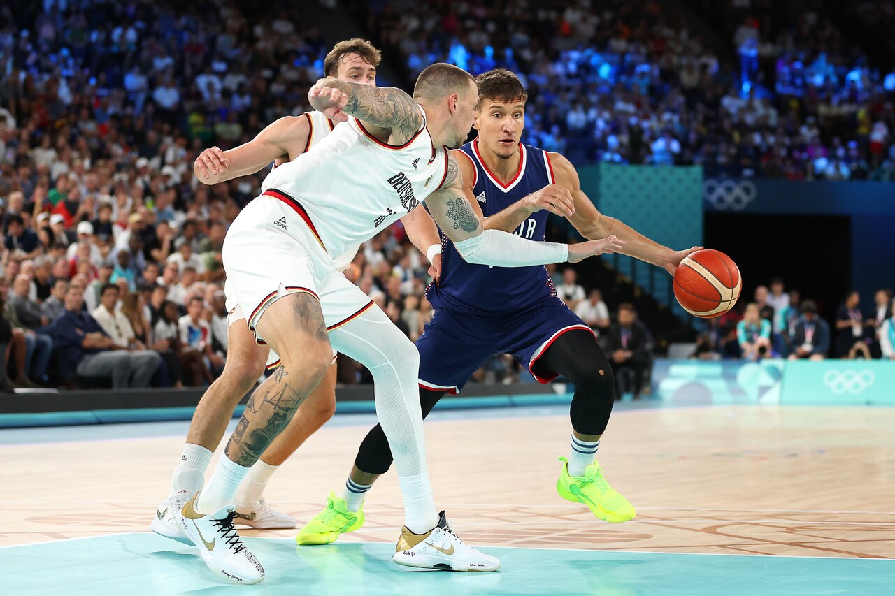 Pelicans in Paris: Daniel Theis, Germany lose to Serbia in Olympic ...