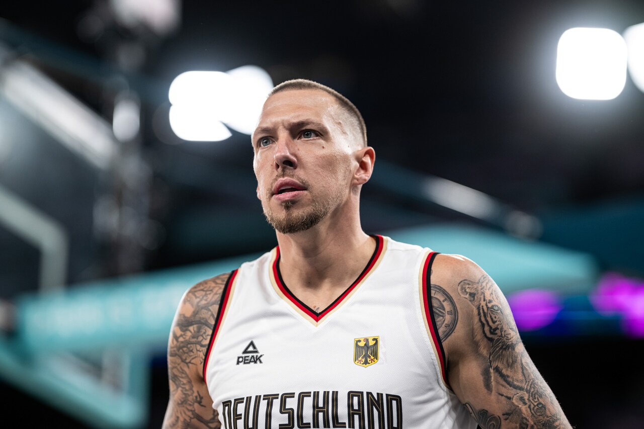 Photos: Daniel Theis, Germany defeats Greece in 2024 Olympics ...