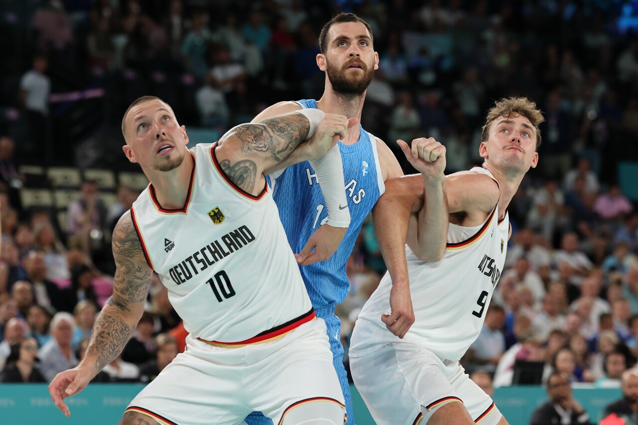 Photos: Daniel Theis, Germany defeats Greece in 2024 Olympics ...