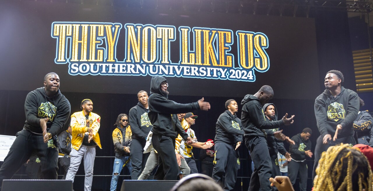 Photos: Pelicans players attend 2024 Southern University Greek Step Show Photo Gallery | NBA.com