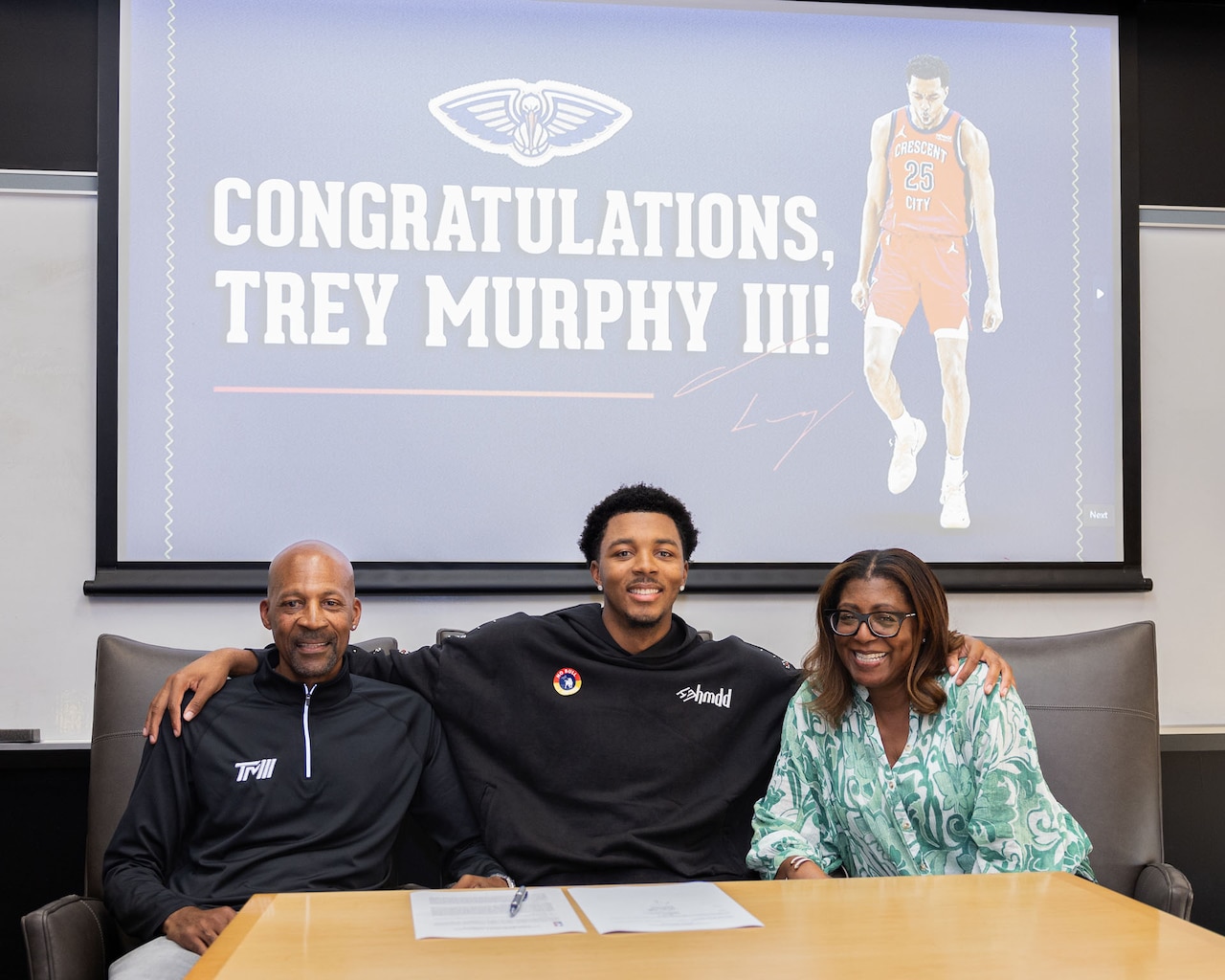 Photos: Trey Murphy III signs contract extension | New Orleans Pelicans