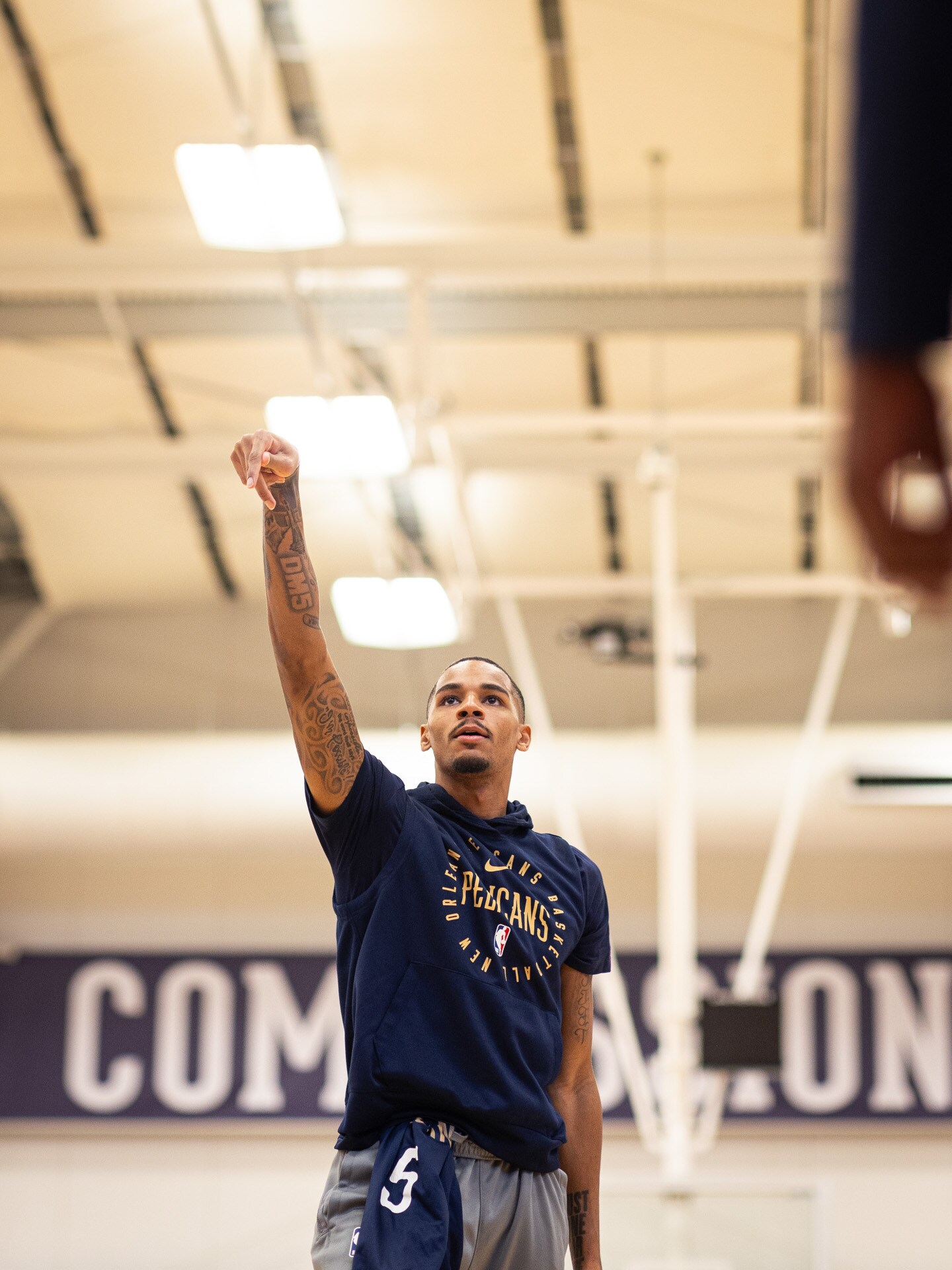 Pierre the Pelican Photo Gallery | NBA.com