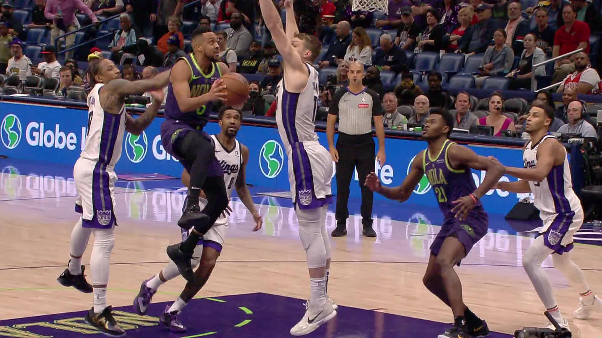 CJ McCollum up and under | Pelicans-Kings Highlights 2/12/25