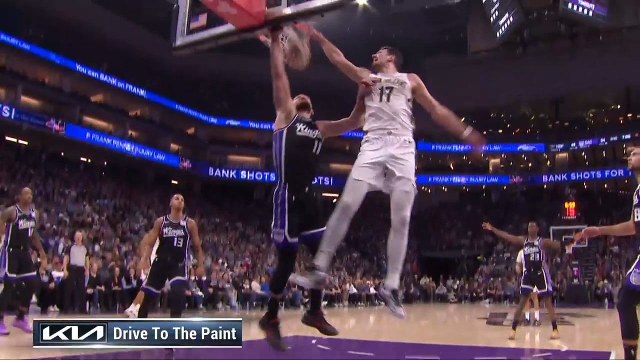 Karlo Matković full-speed dunk | Pelicans-Kings Highlights 2/8/25