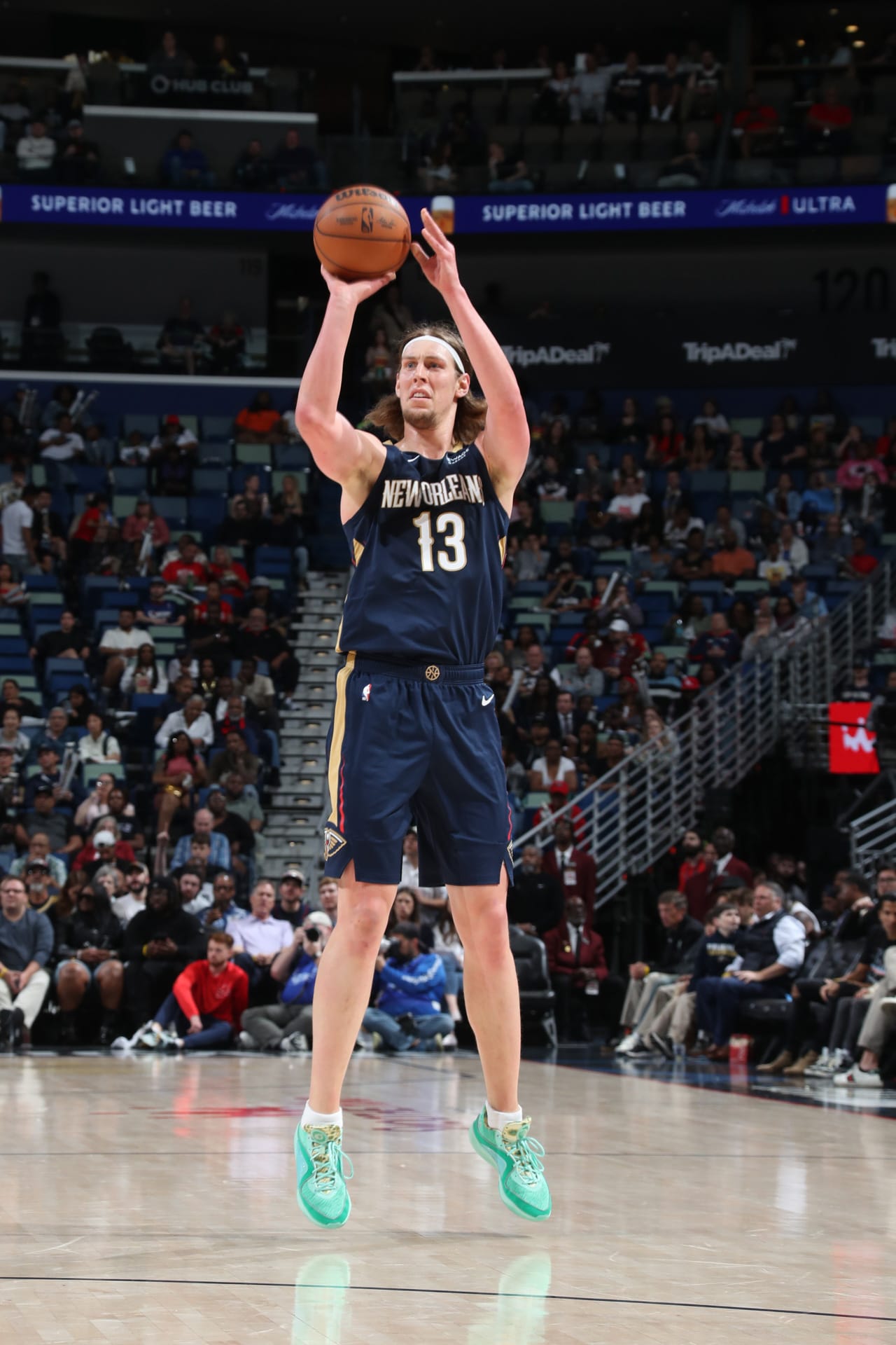 Kelly Olynyk 2024-25 Recap | Pelicans Highlights & Stats