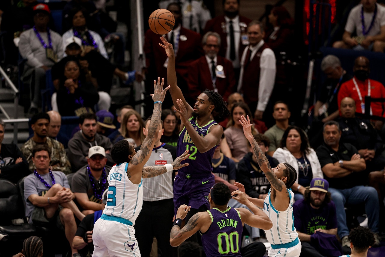 Antonio Reeves 2024-25 Recap | Pelicans Highlights & Stats