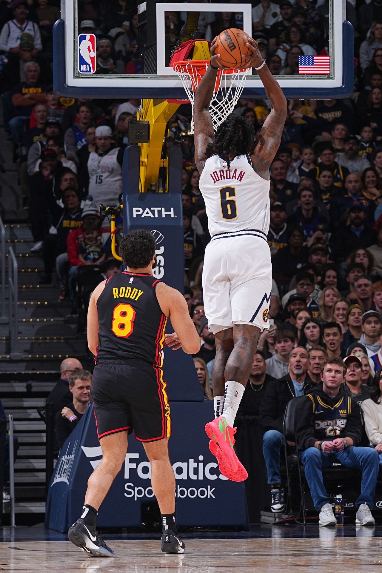 Pelicans sign free agent center DeAndre Jordan