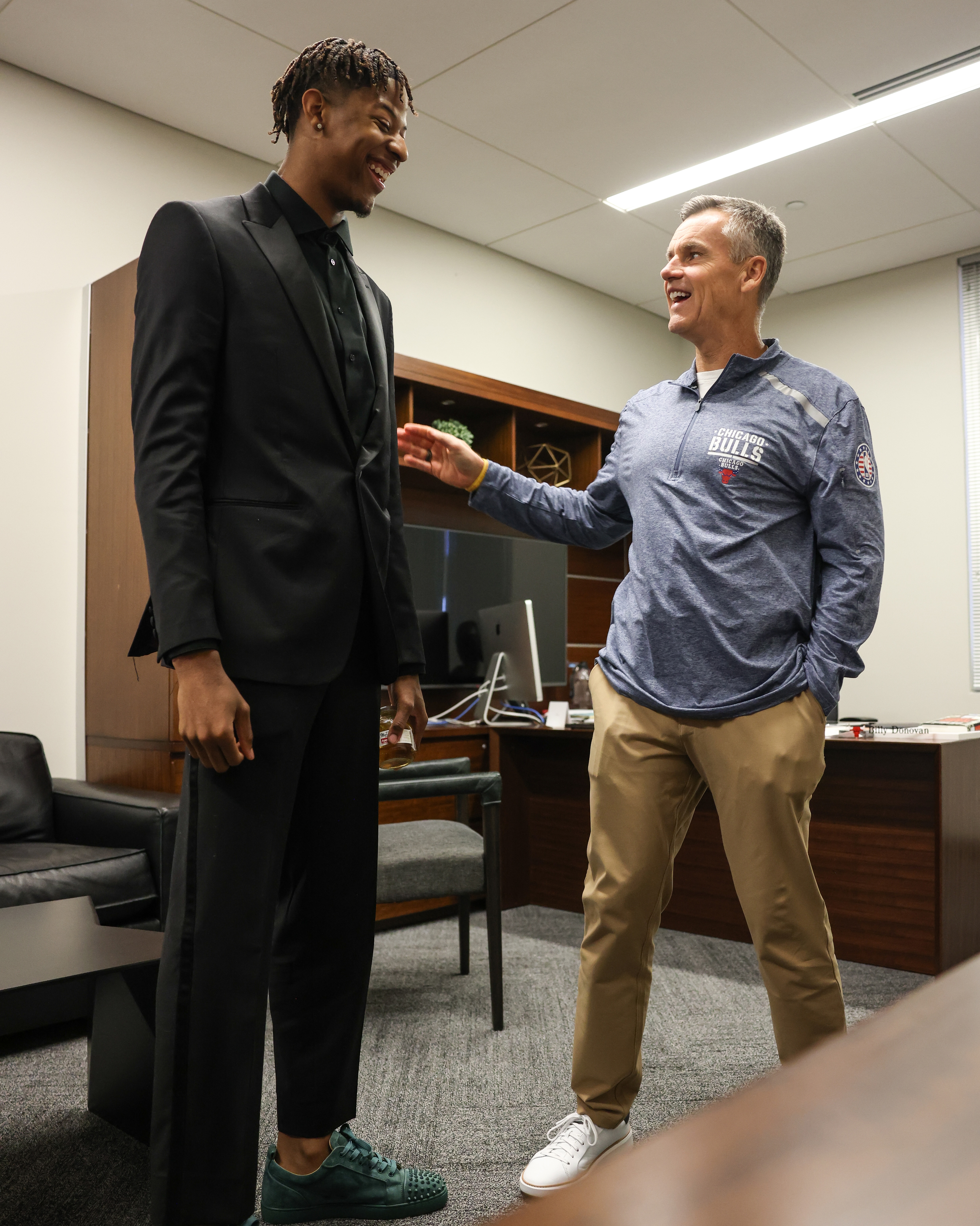 Dalen Terry introduced to the media, Karnišovas gives offseason Bulls ...