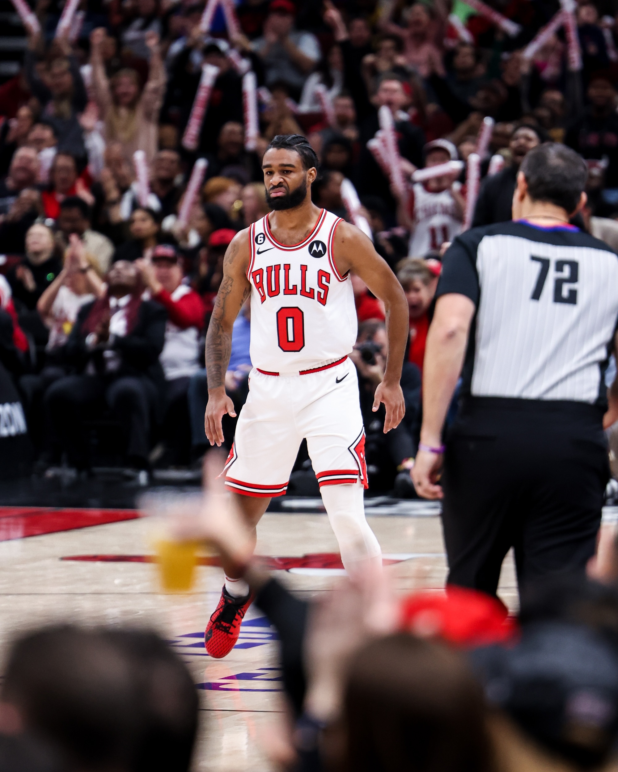 Bulls comeback falls short to Cavs, DeRozan's buzzer shot off the mark ...