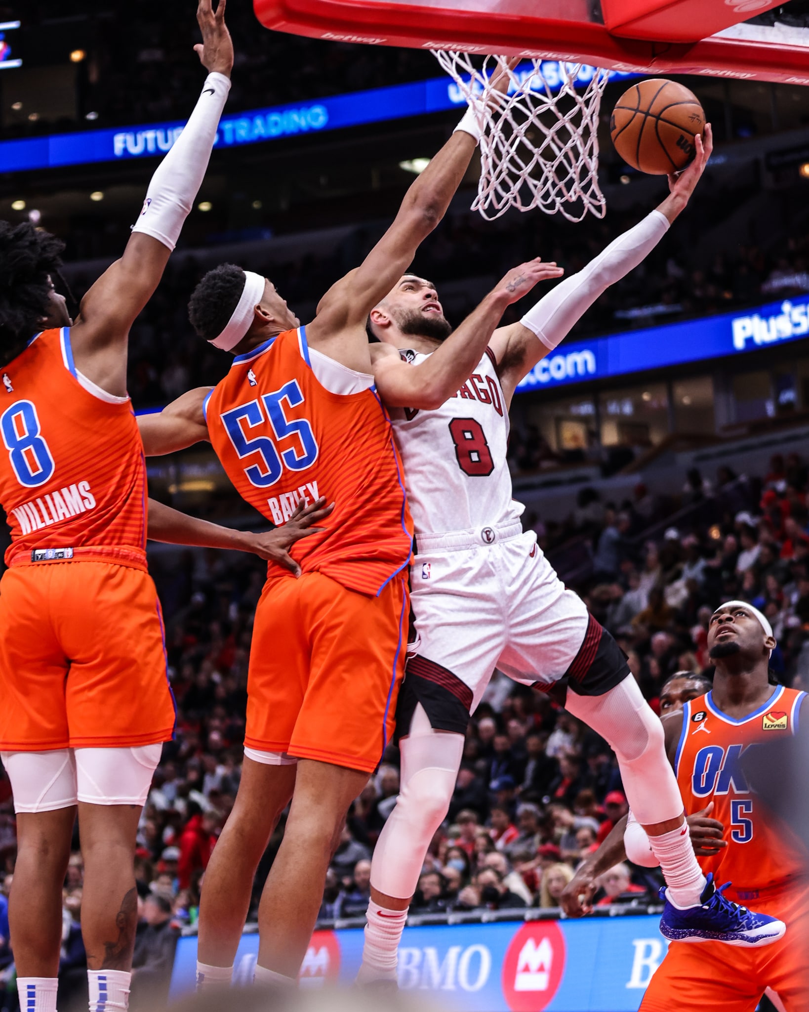 Bulls can't complete comeback, fall to Thunder 124-110 | NBA.com