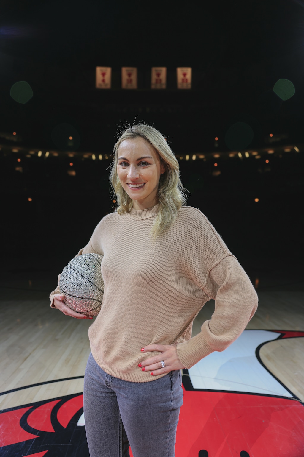 Women's History Month: Women of the 2022-23 Chicago Bulls Photo Gallery ...