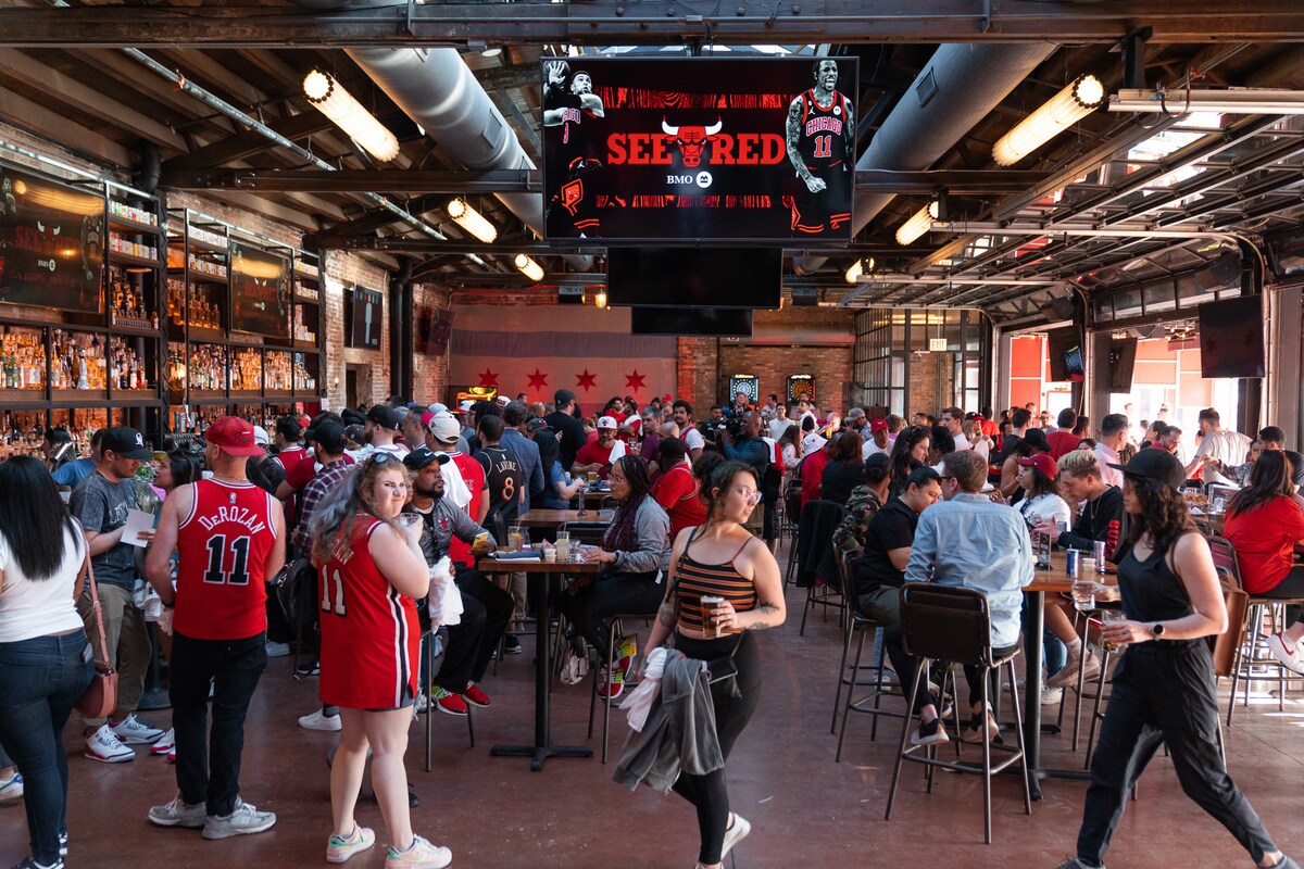 Bulls Play-In Tournament Game 1 Watch Party | Chicago Bulls