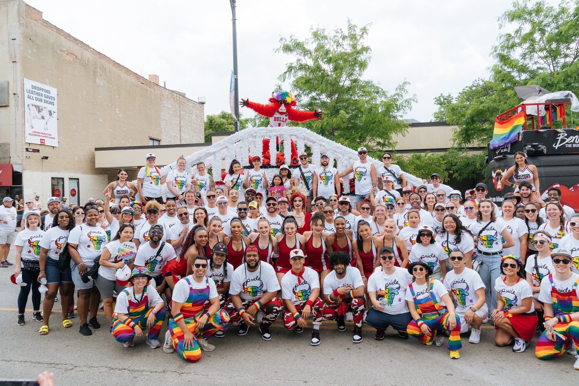 Bulls All Summer: Chicago Pride Parade Photo Gallery | NBA.com