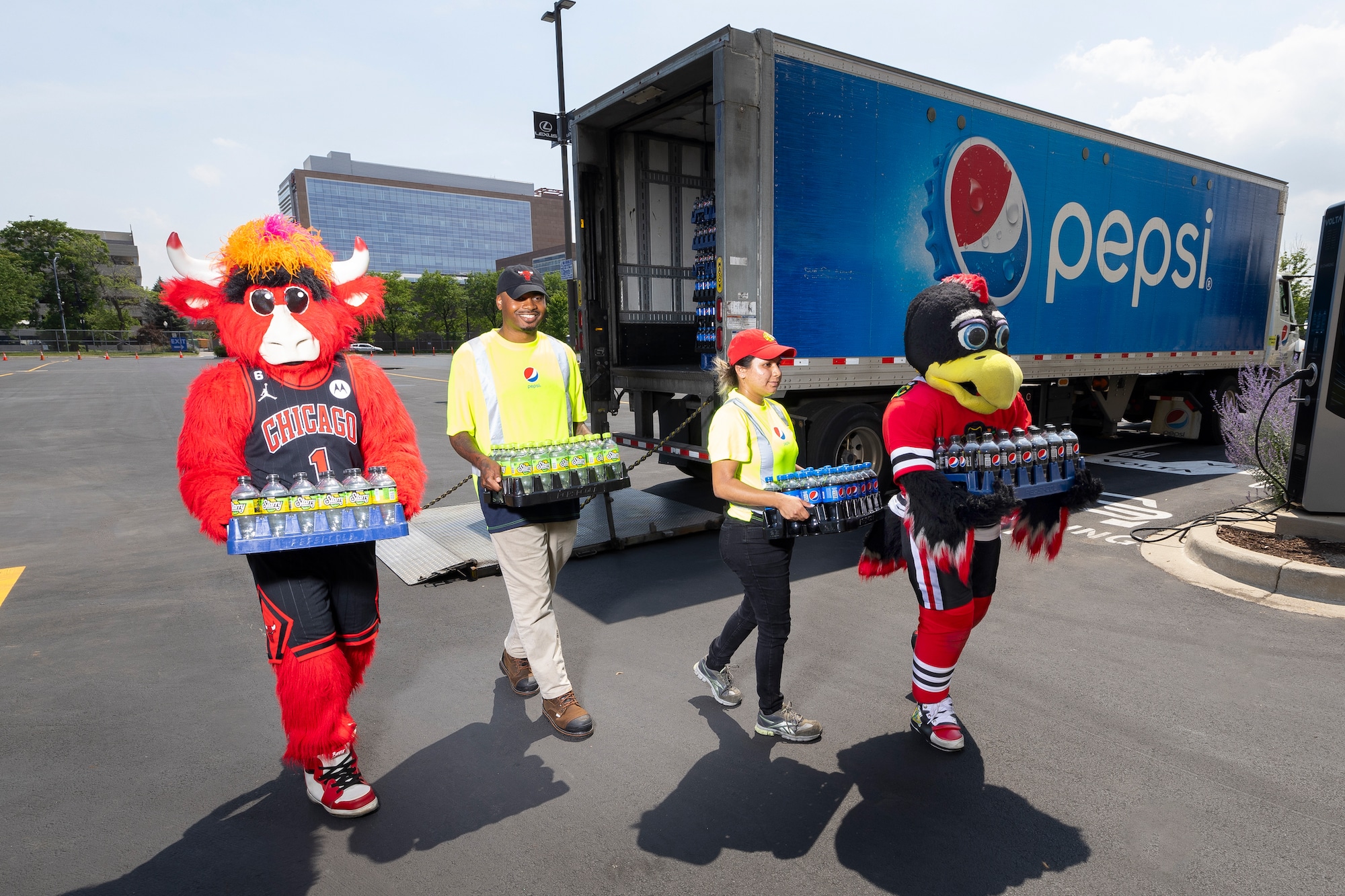 PepsiCo Scores New Official Soft Drink Title with United Center ...