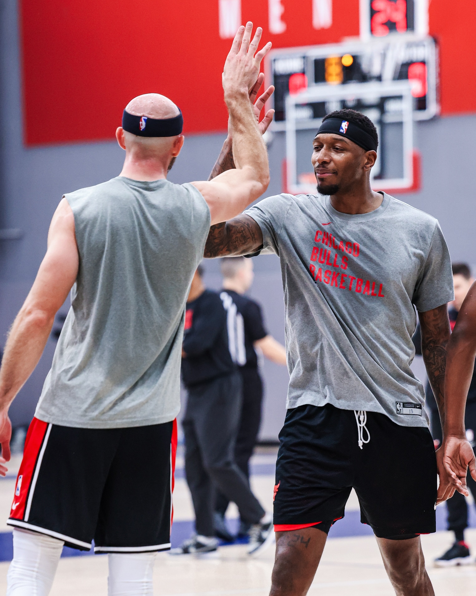 Sam Smith previews Sunday's Bulls-Bucks preseason opener | NBA.com