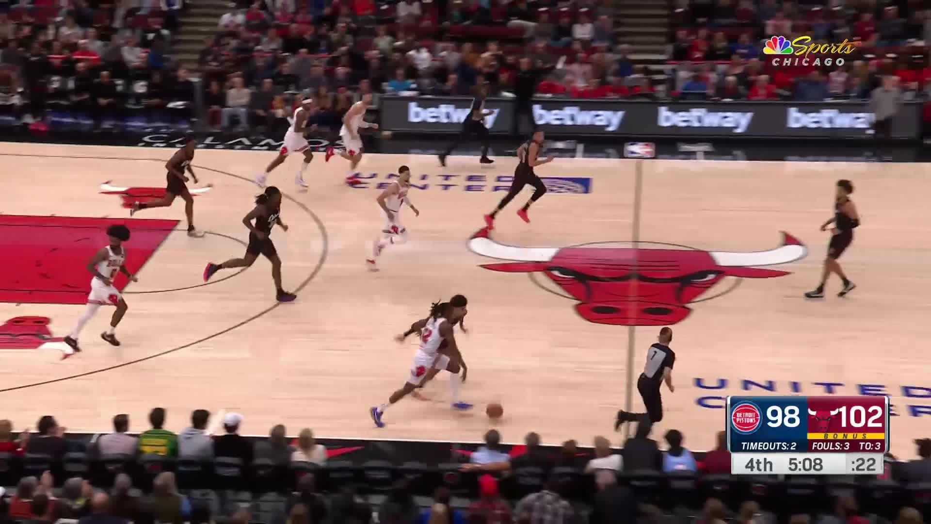 Ayo to the rack! | Chicago Bulls