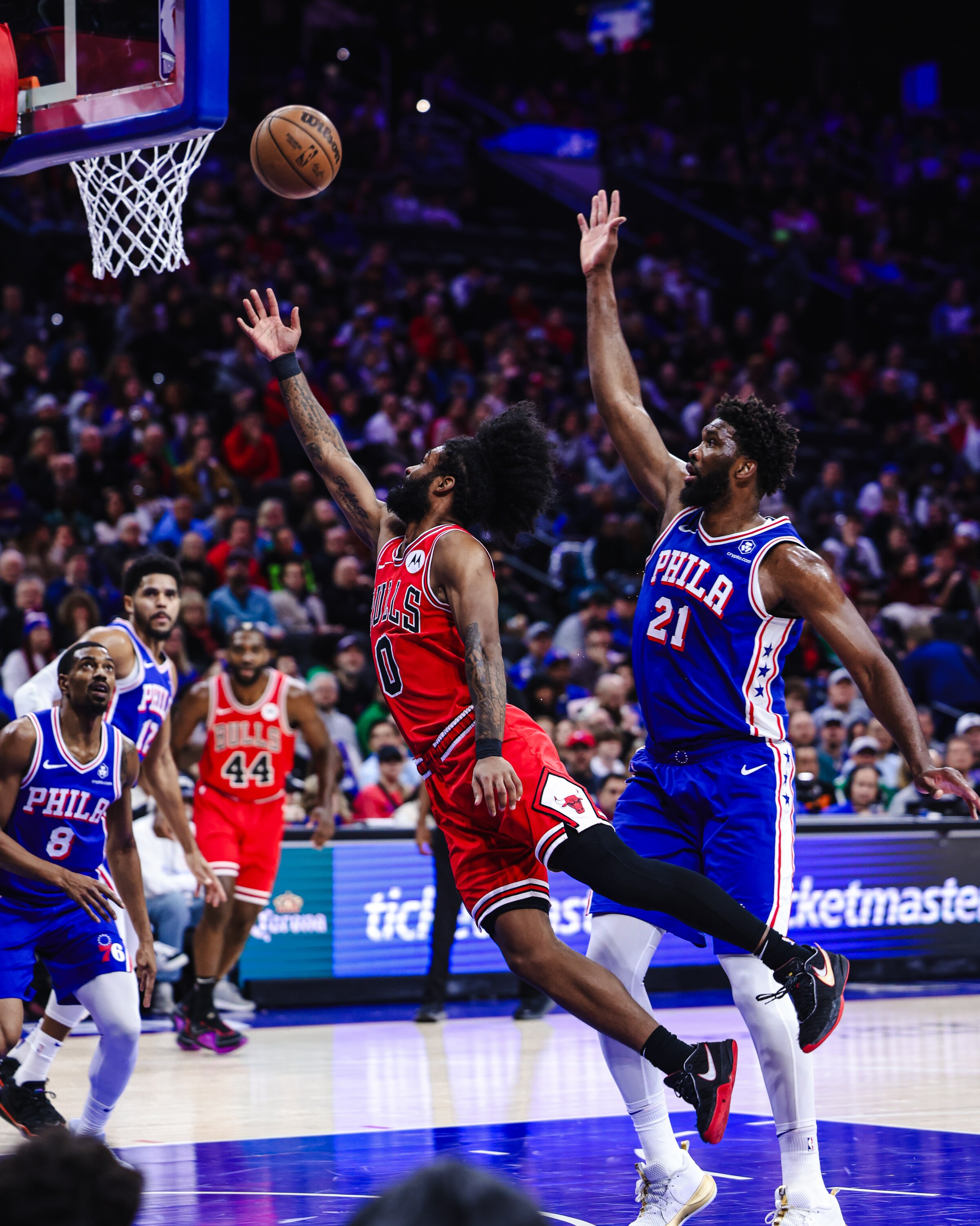 Coby White's near triple-double leads Bulls past Sixers in 108-104 ...