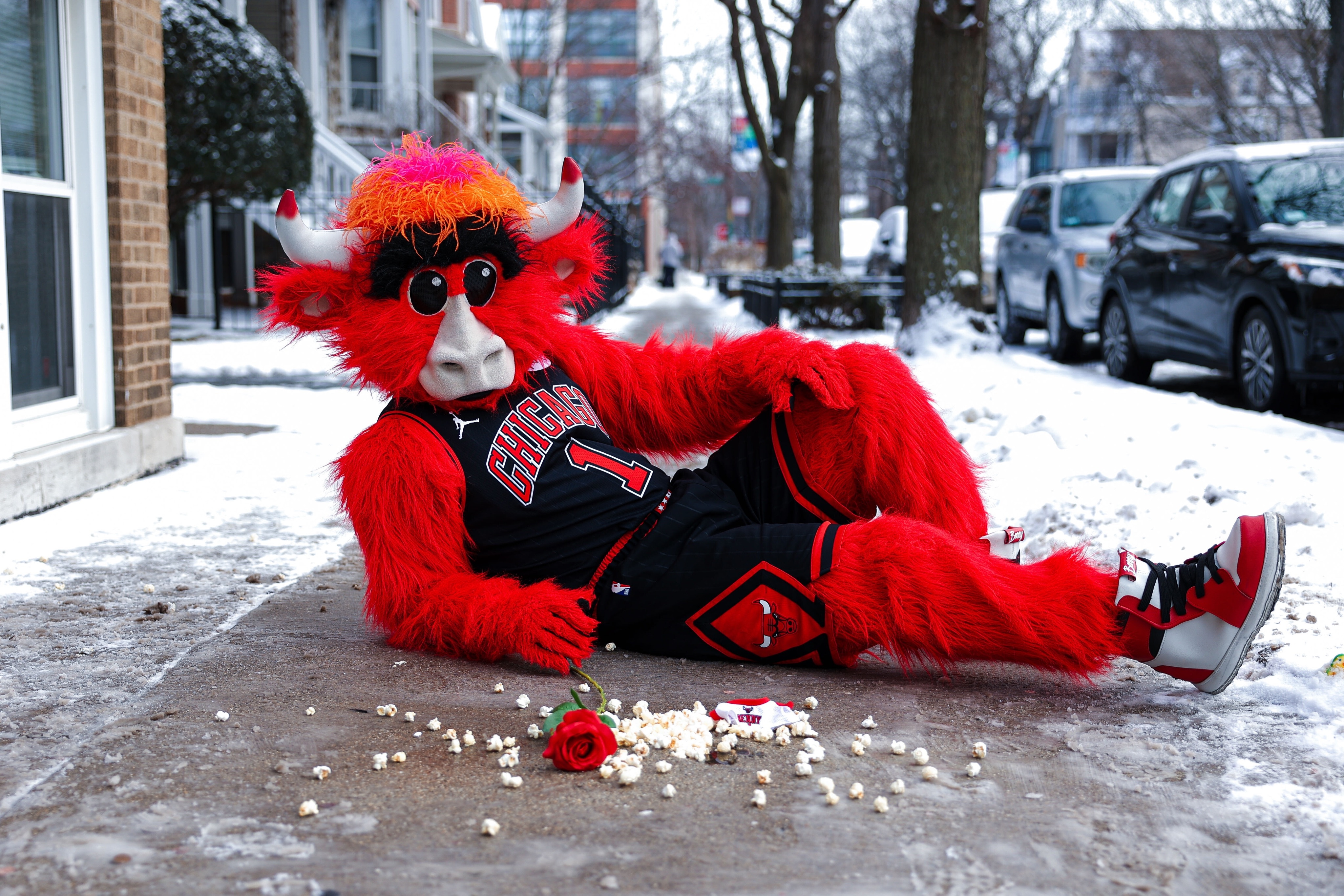 Benny The Bull Photos Photo Gallery | NBA.com