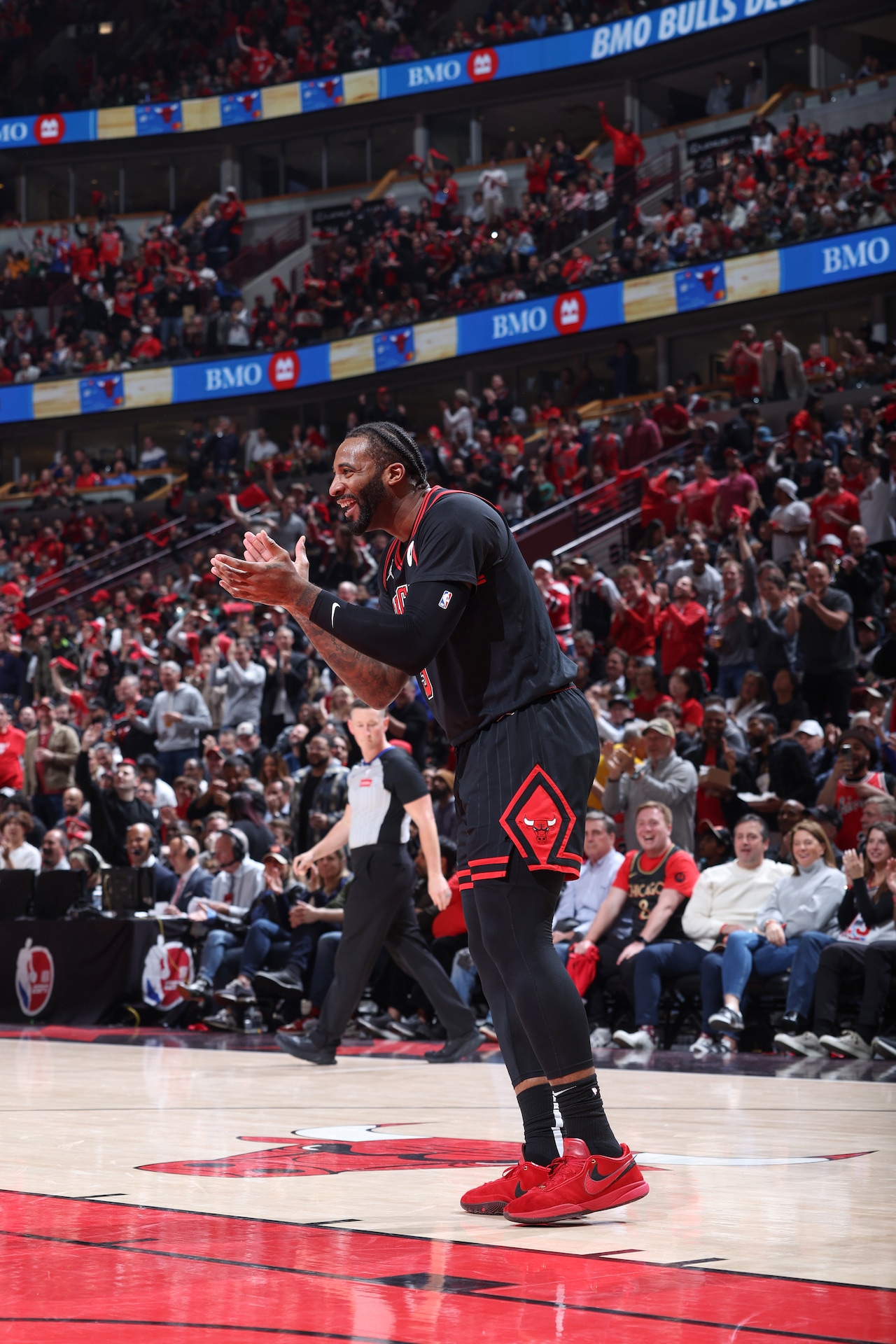 Photo Gallery: Bulls-Hawks Play-In Tournament | Chicago Bulls