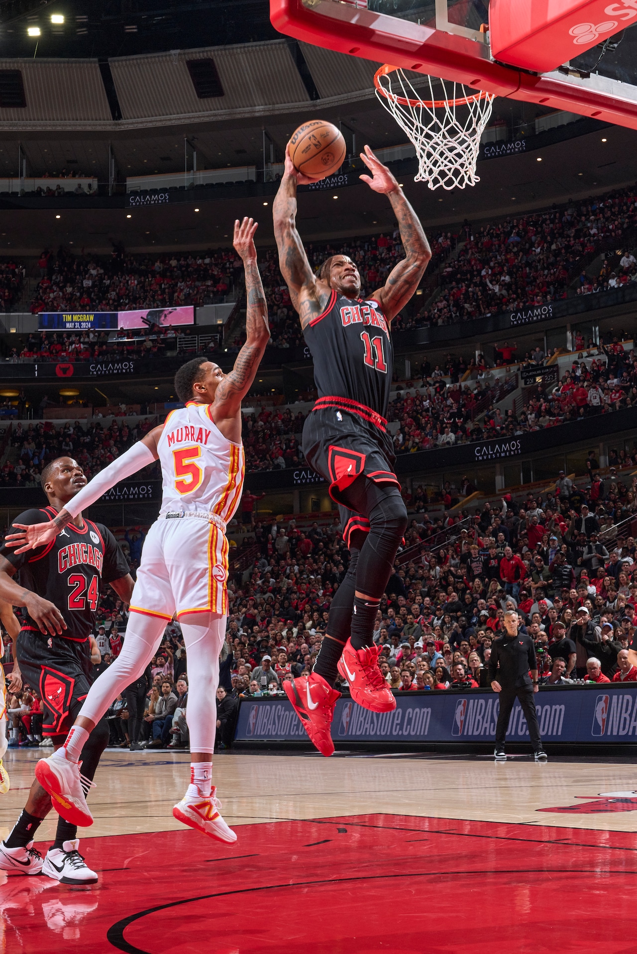 Photo Gallery: Bulls-Hawks Play-In Tournament | Chicago Bulls