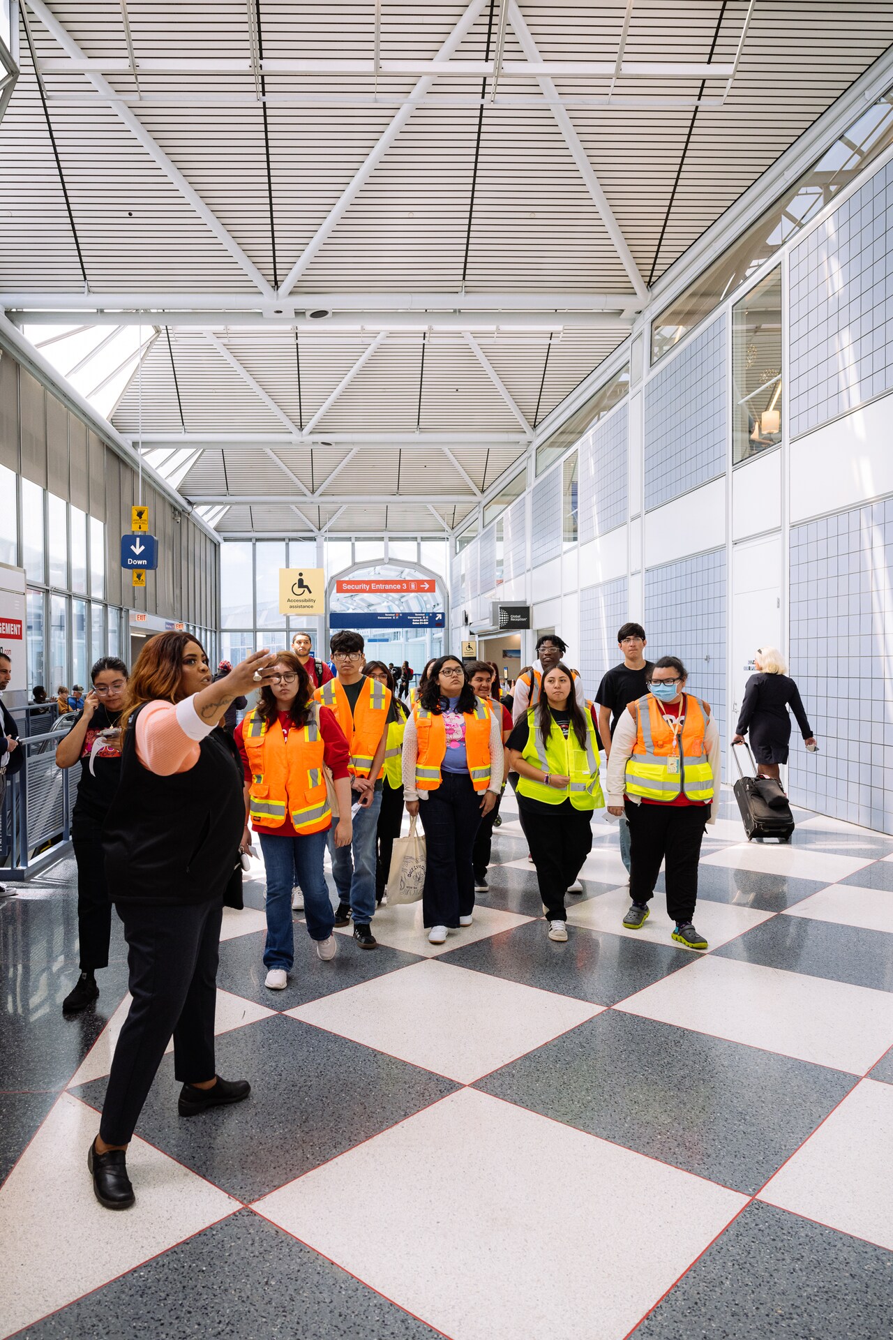 Infinity students visit Chicago O'Hare International Airport | Chicago ...