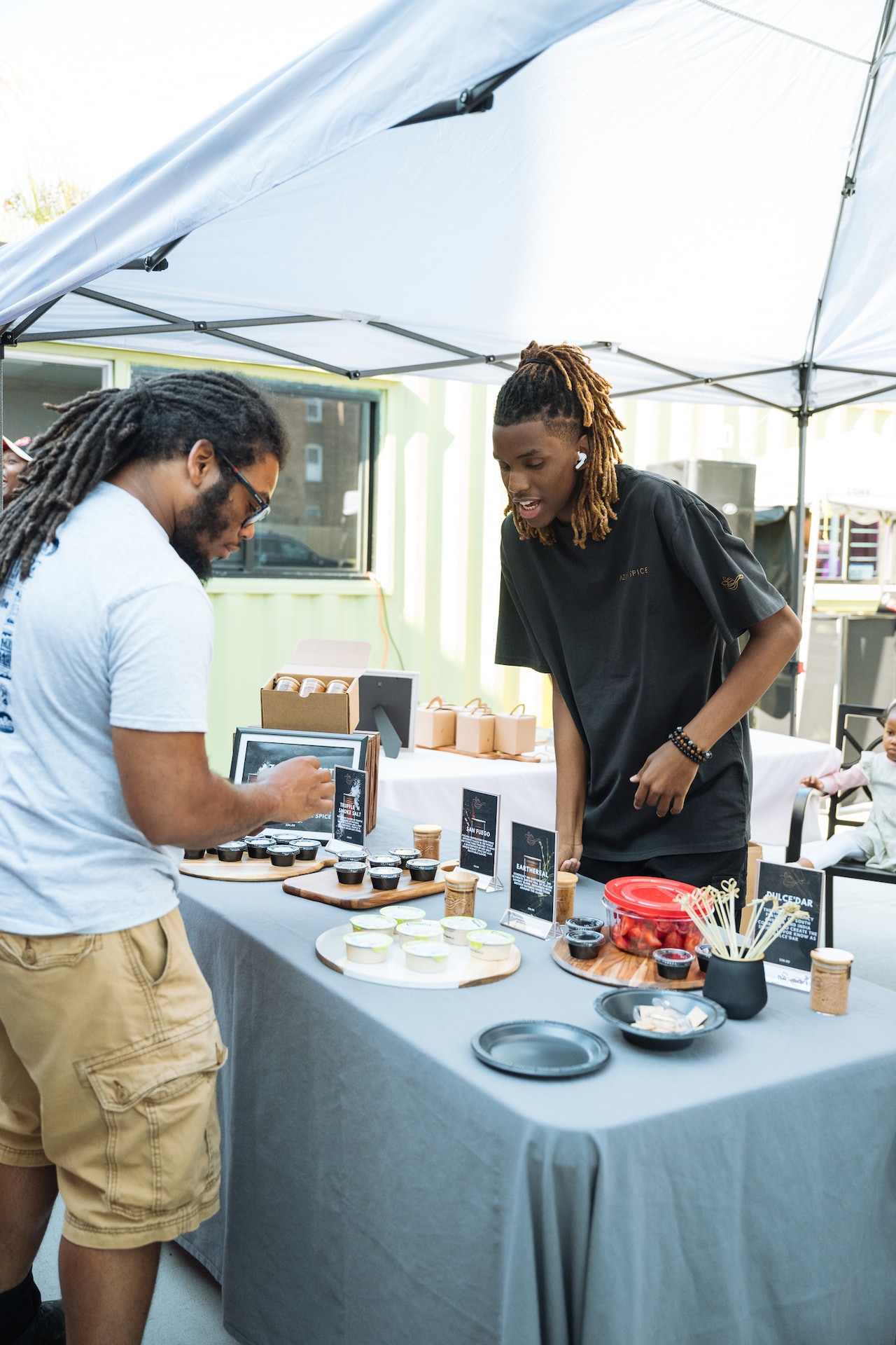 Chicago Bulls and Constellation Energy supported Boxville Youth Summer ...