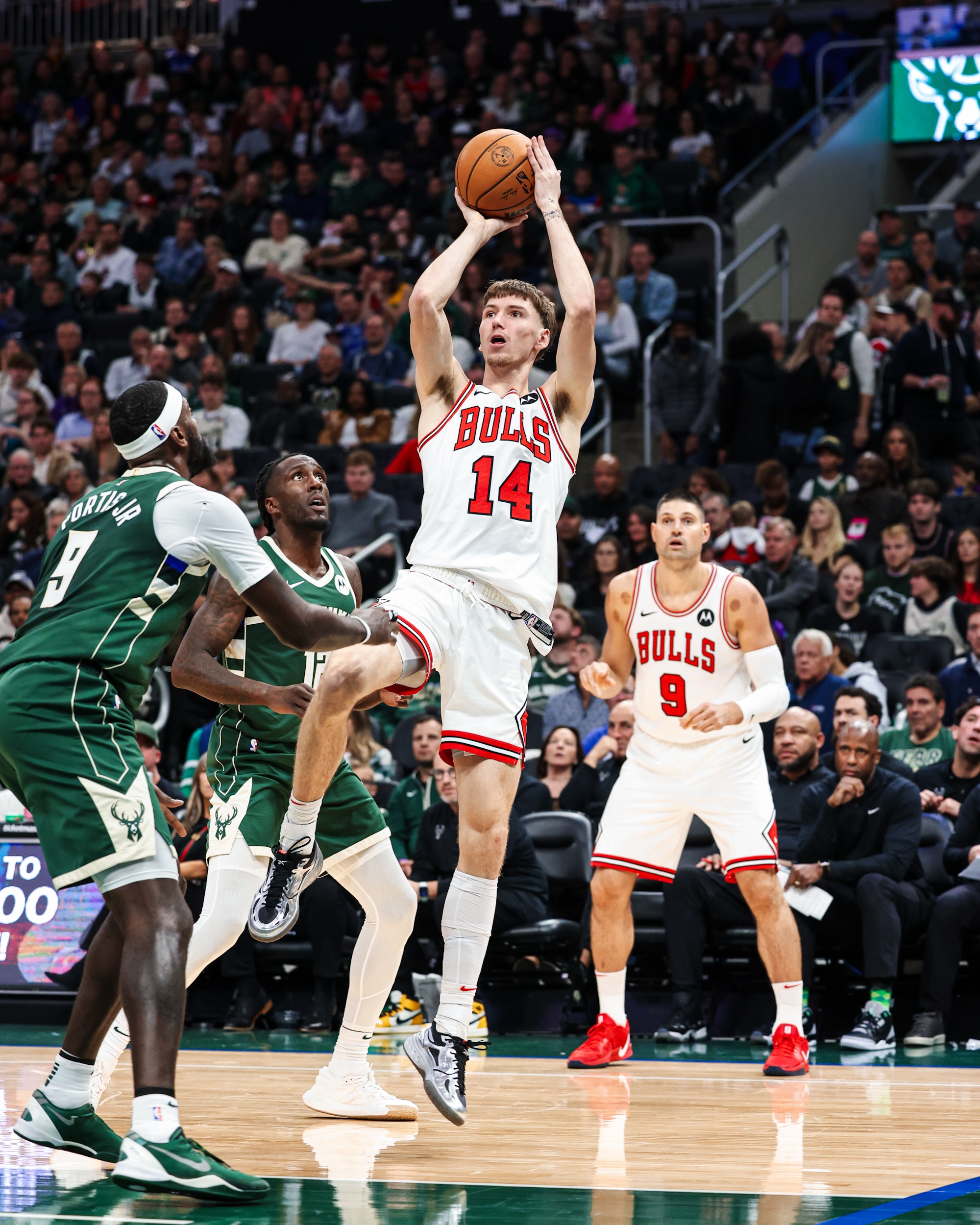 Bulls knock down 21 threes, beat Bucks for first win of the season ...