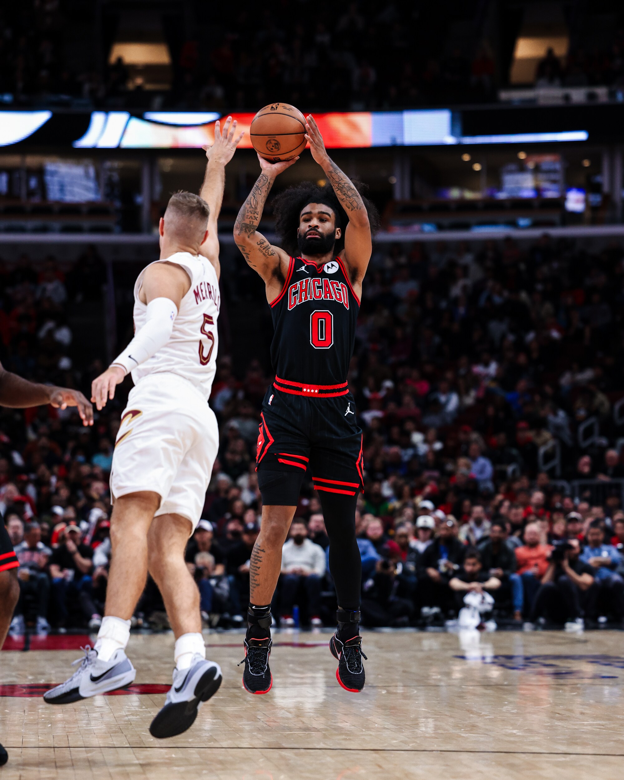 Bulls fall short against undefeated Cavs, LaVine scores 26 | Chicago Bulls