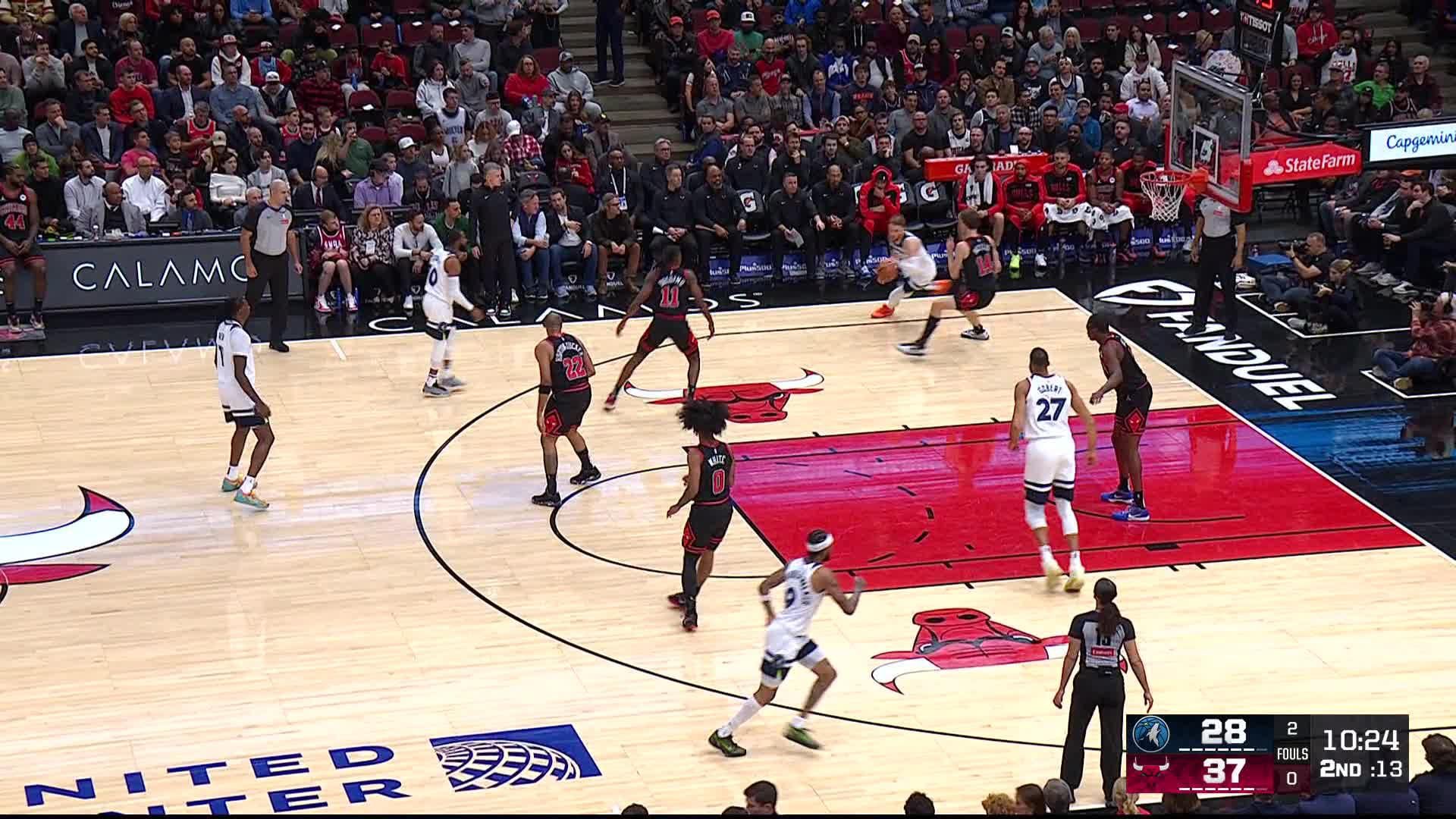 Matas Buzelis lock down defense