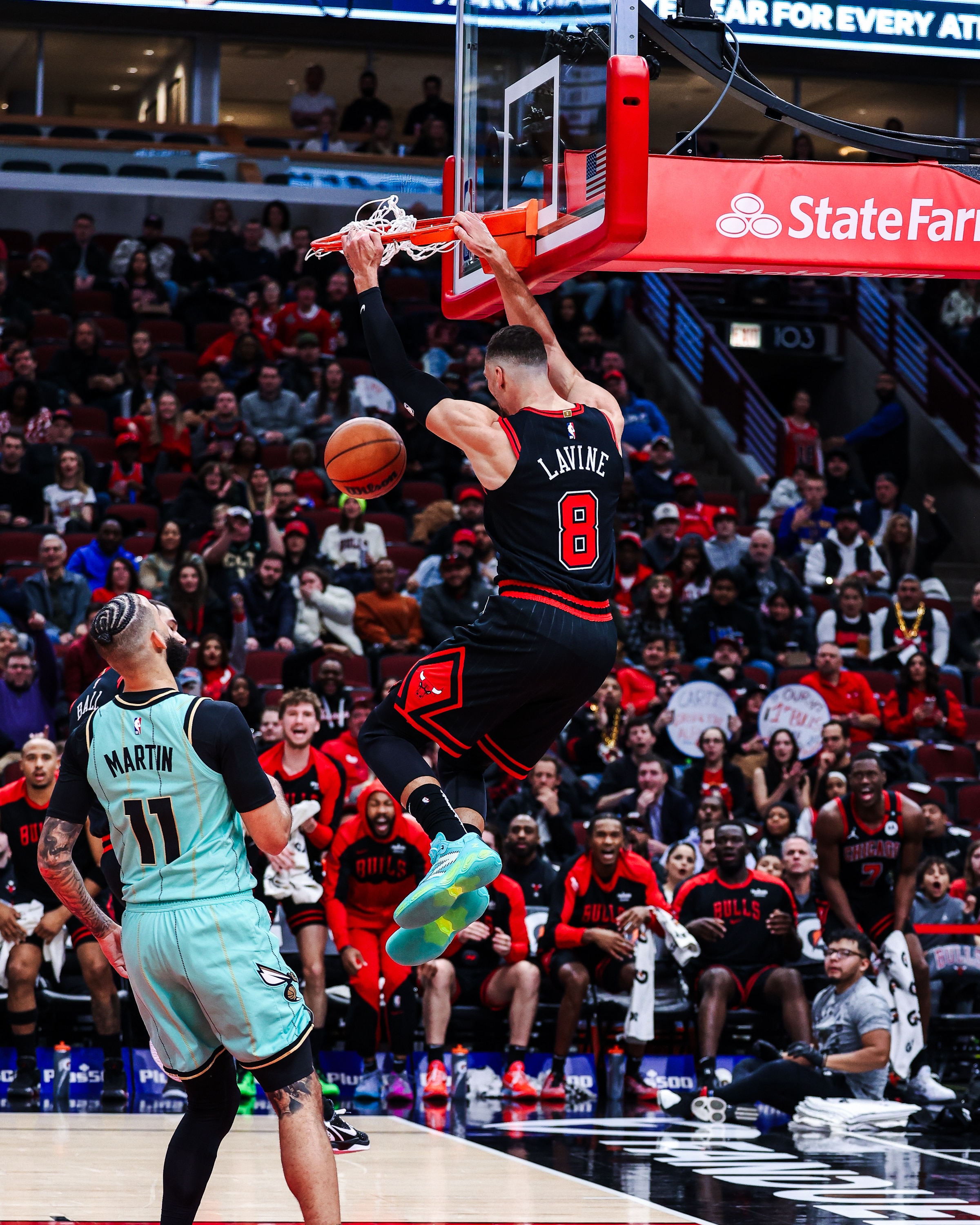 Taj Gibson receives late-game ovation in Bulls dominant win over ...