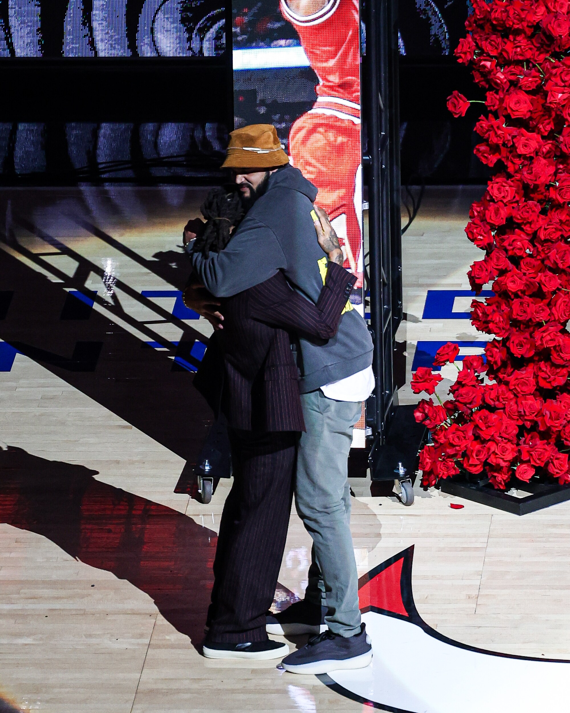 MVP of Chicago: D-Rose receives outpouring of love on Derrick Rose ...