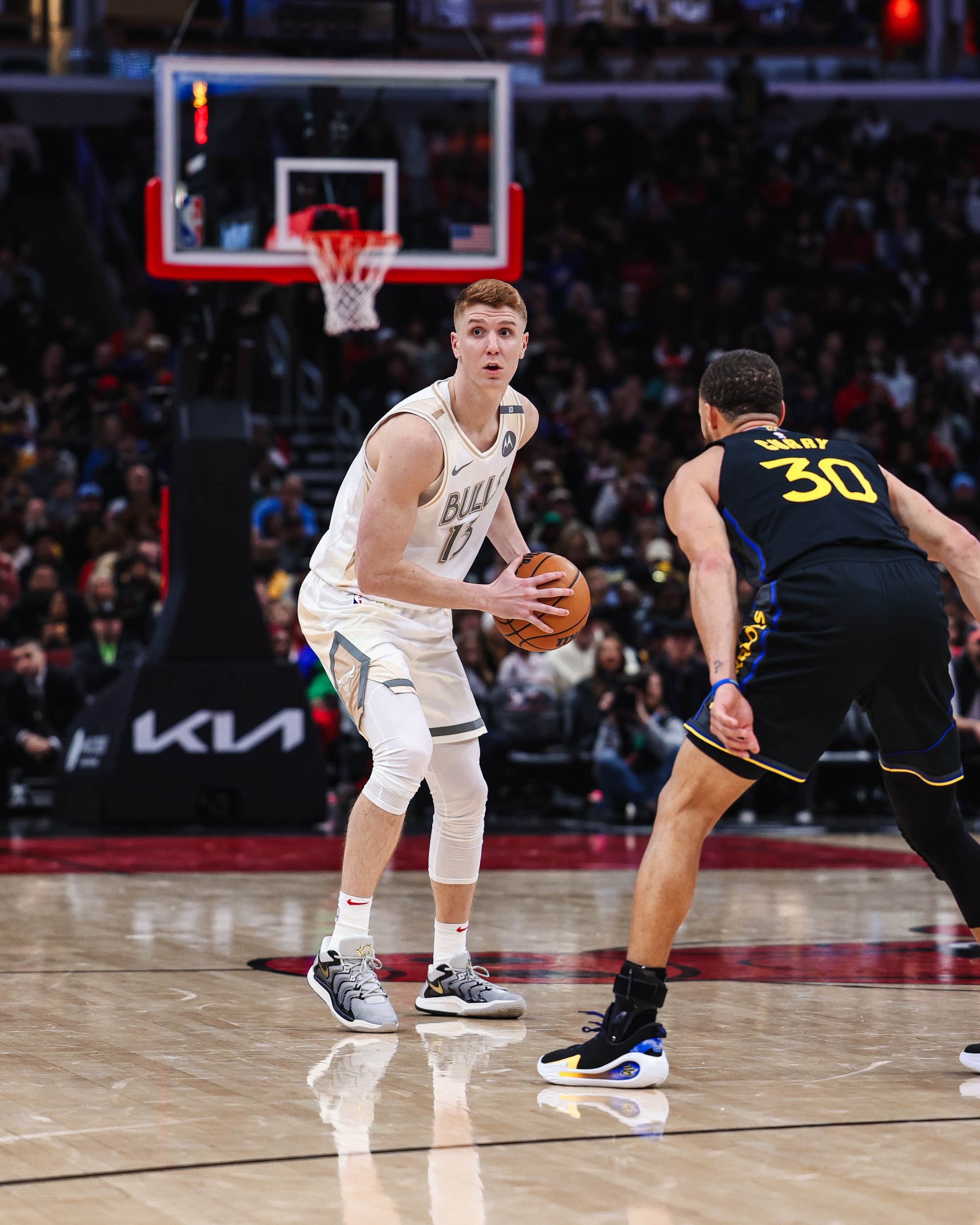 Bulls hot start fizzles out against Warriors, Coby White scores 27 ...