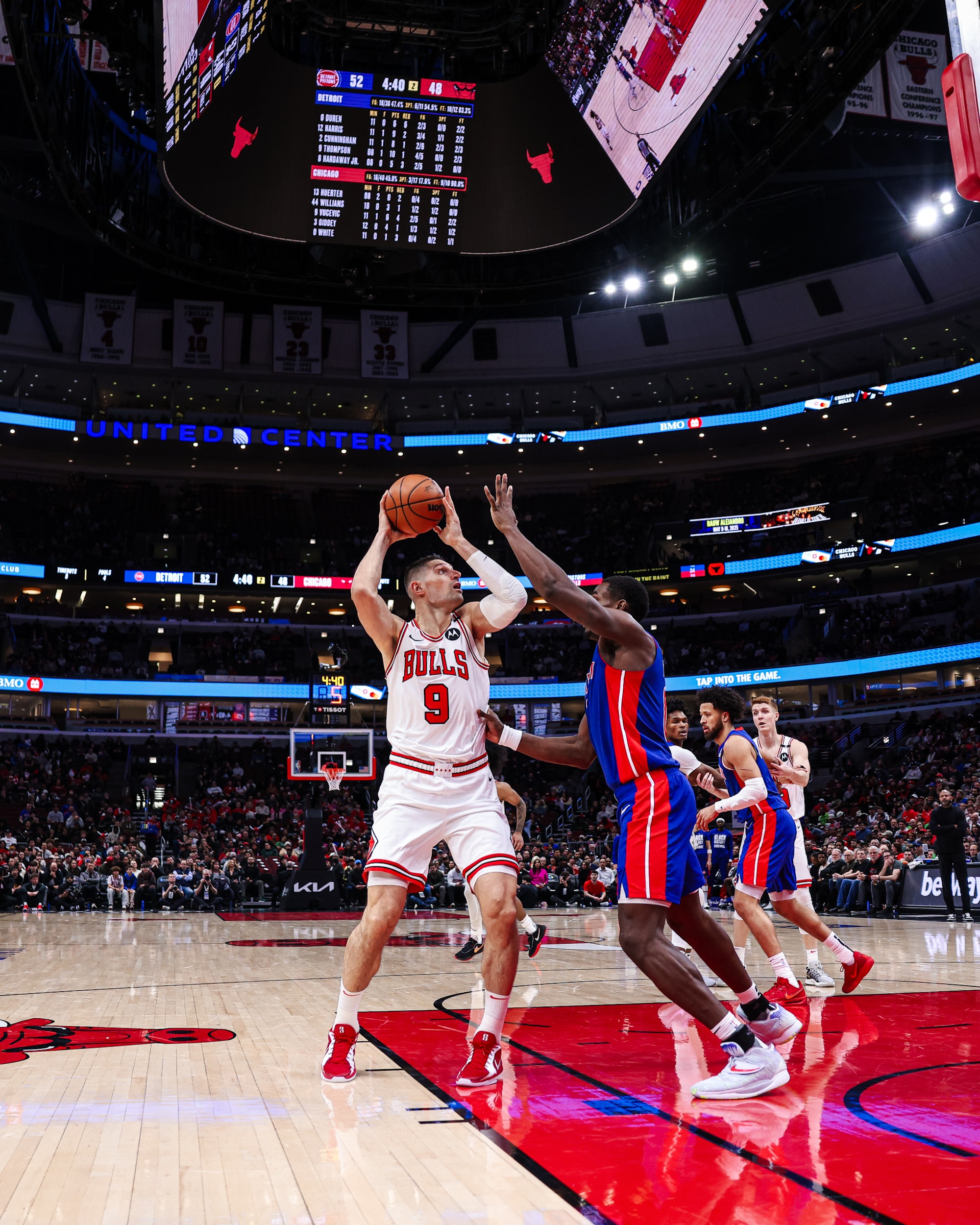 Bulls shooting woes continue in second leg of back-to-back against ...