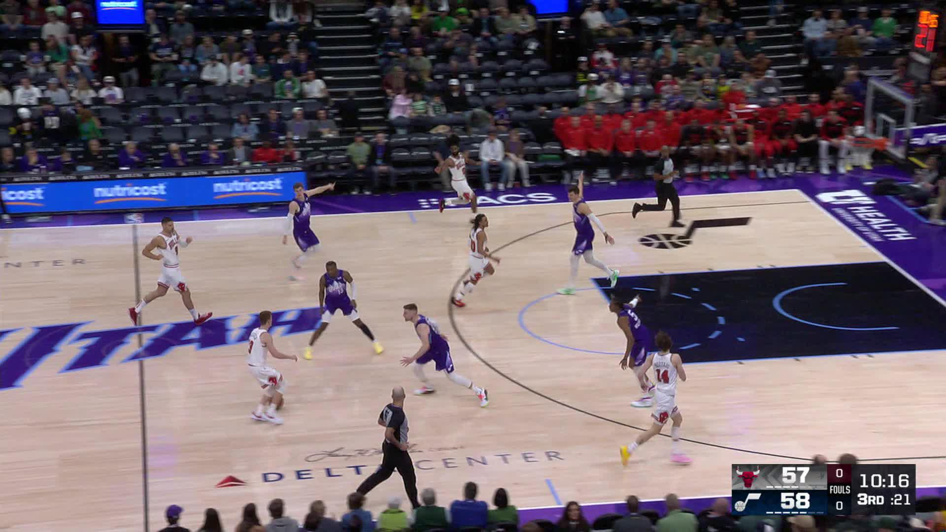 Coby knocks it down | Chicago Bulls