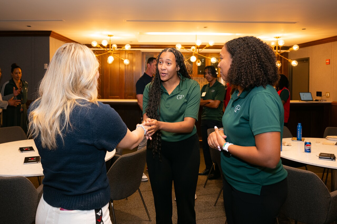 The Bulls and Plus500 host a career panel for the Greenwood Project | Chicago Bulls