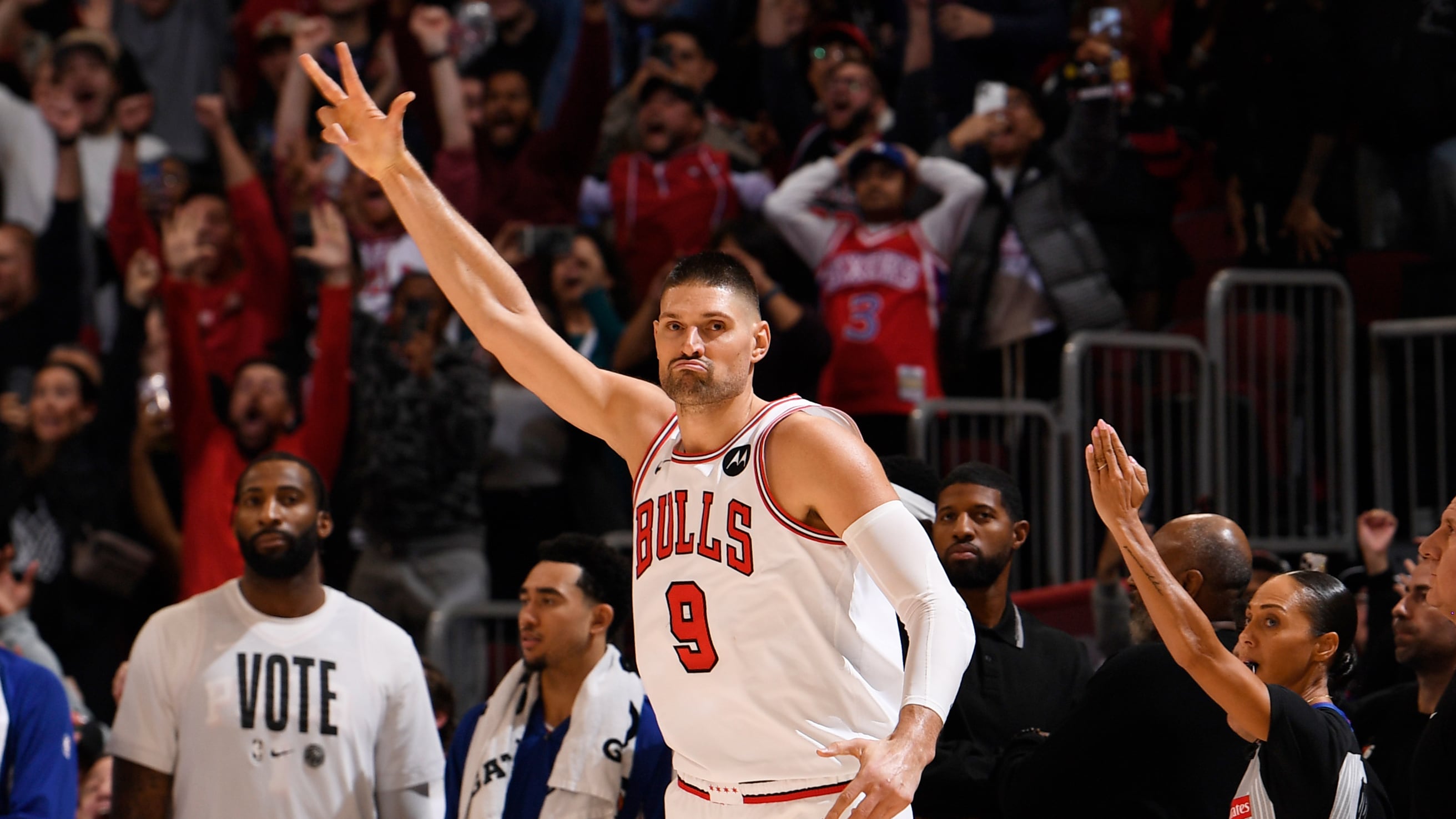 Nikola Vucevic's gamewinning three sinks Sixers, Bulls improve to 6-1 ...