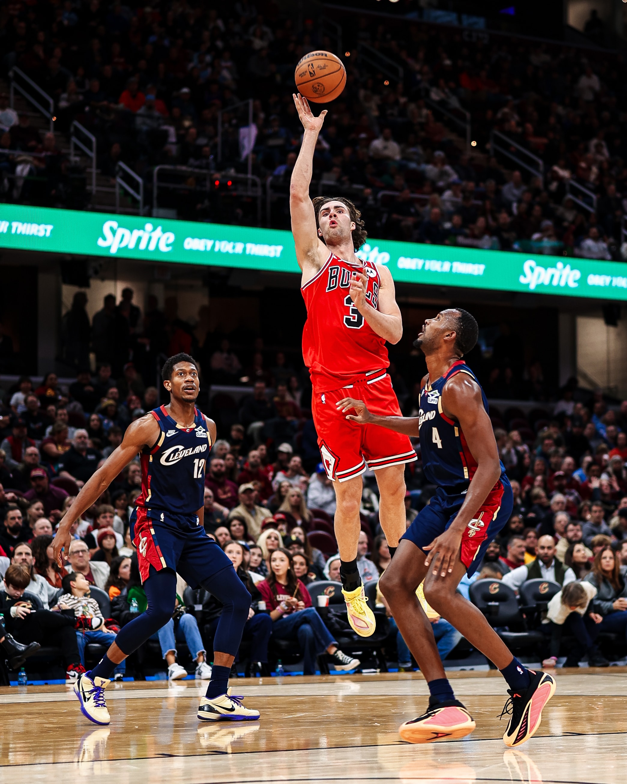 Bulls can't hold off Donovan Mitchell and Cavs, fall in Cleveland 128 ...