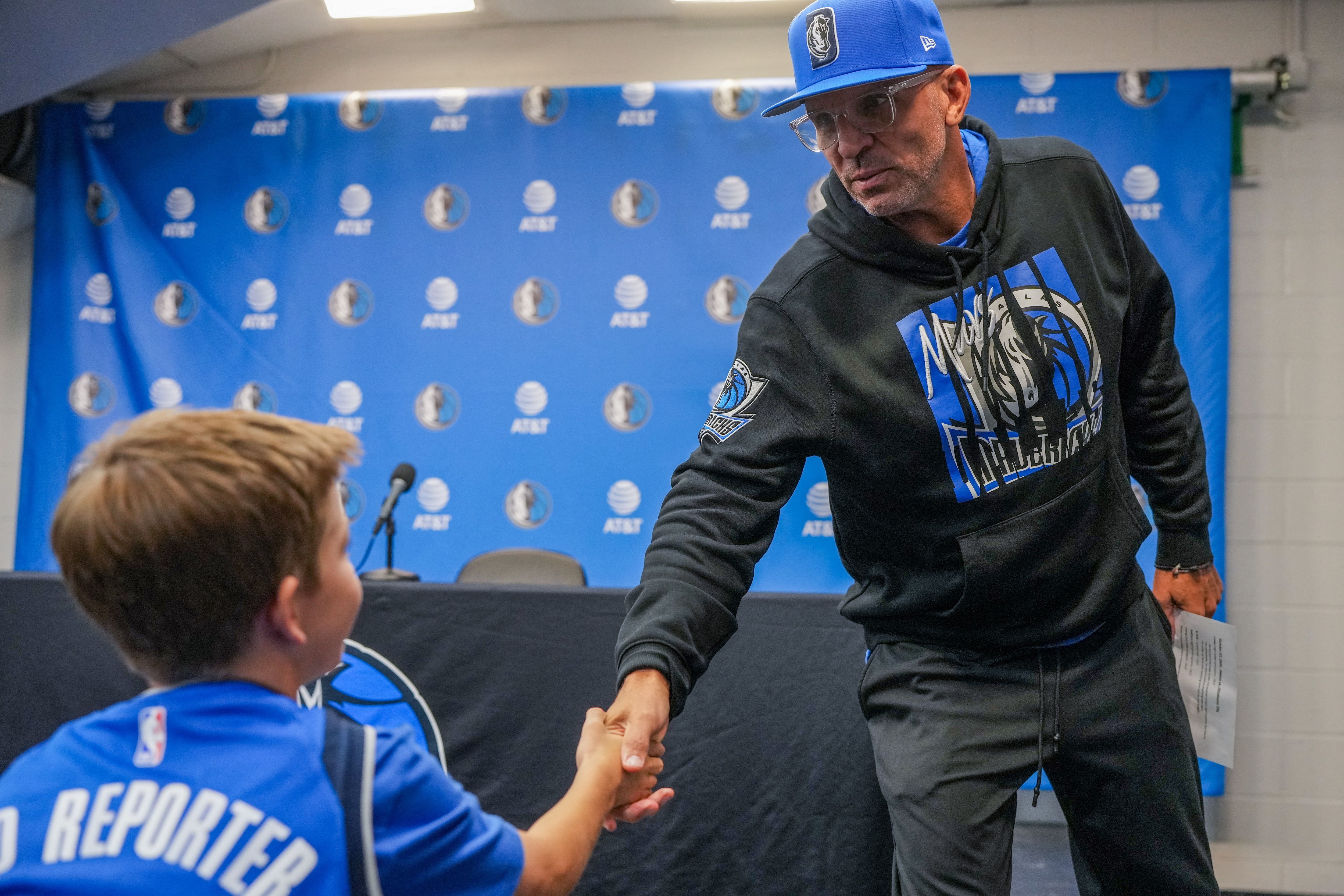Kid Reporter Charlie Foley a big hit with Mavs | Dallas Mavericks
