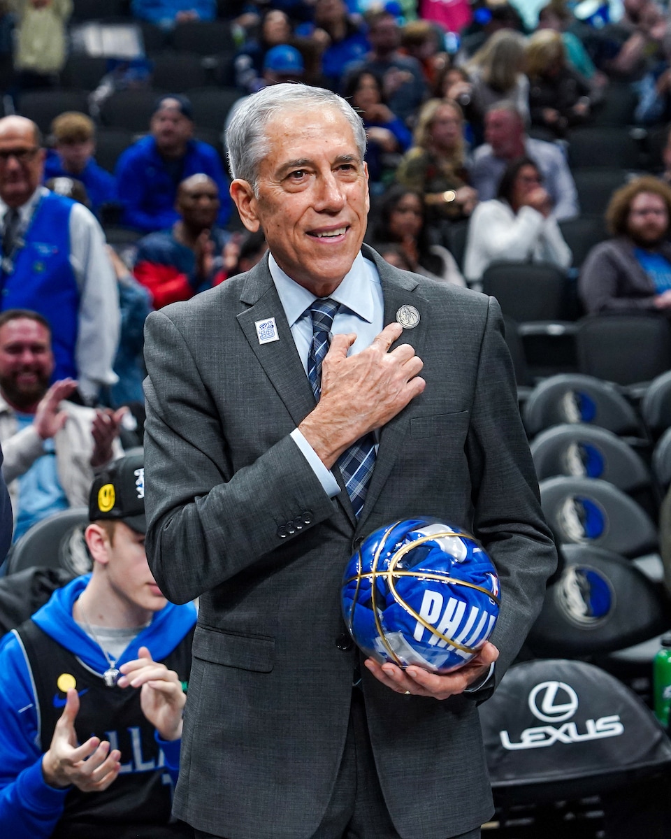 After 33 years, Mavericks VP Billy Phillips calls it a career | Dallas ...