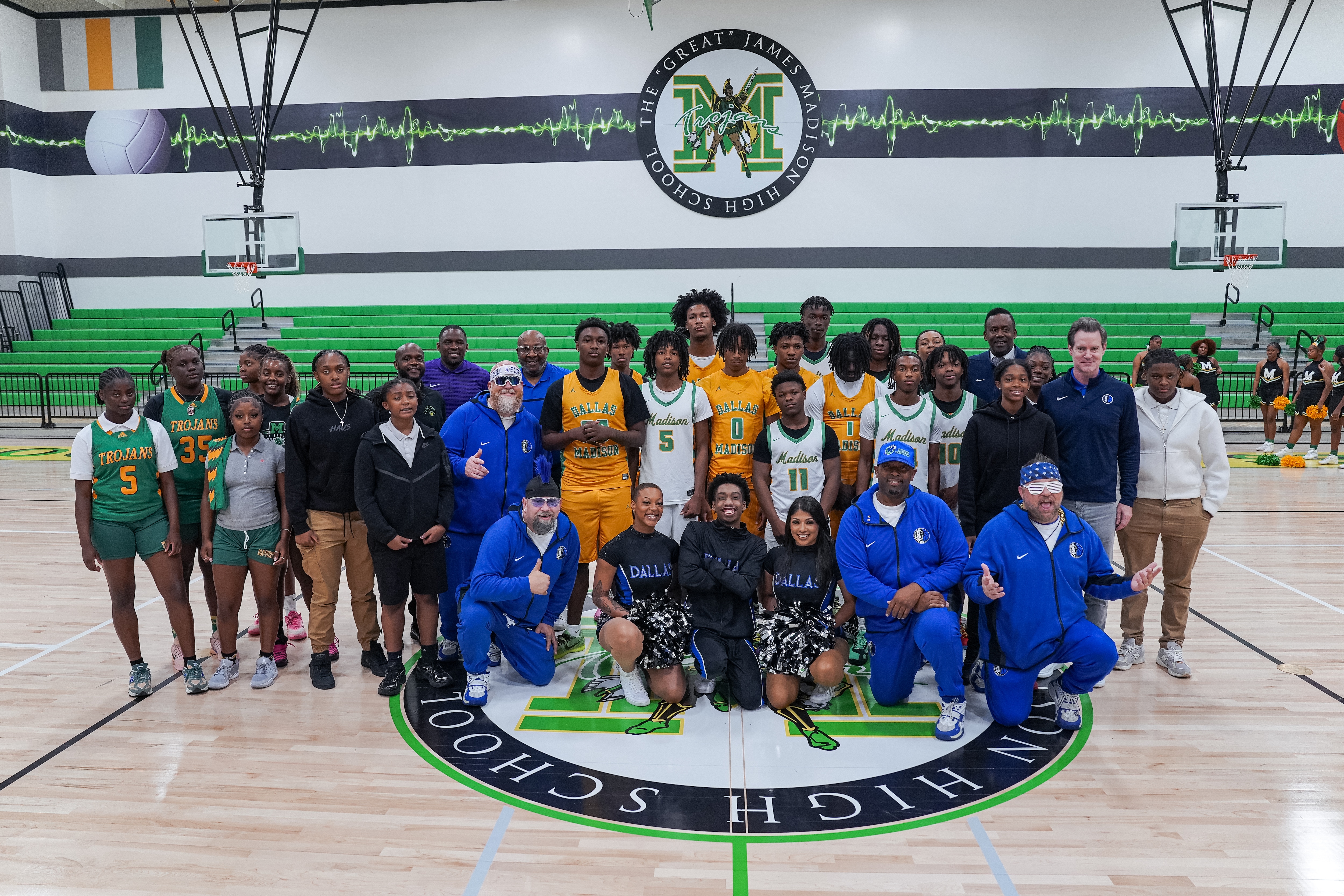 Mavericks Celebrate Dallas’ Southern Sector Champions | Dallas Mavericks