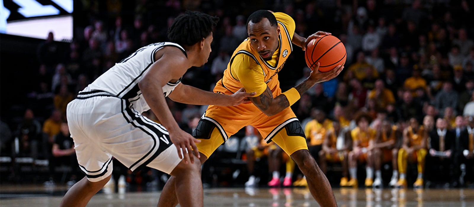 NUGGETS SIGN TAMAR BATES TO TWO-WAY CONTRACT | Denver Nuggets