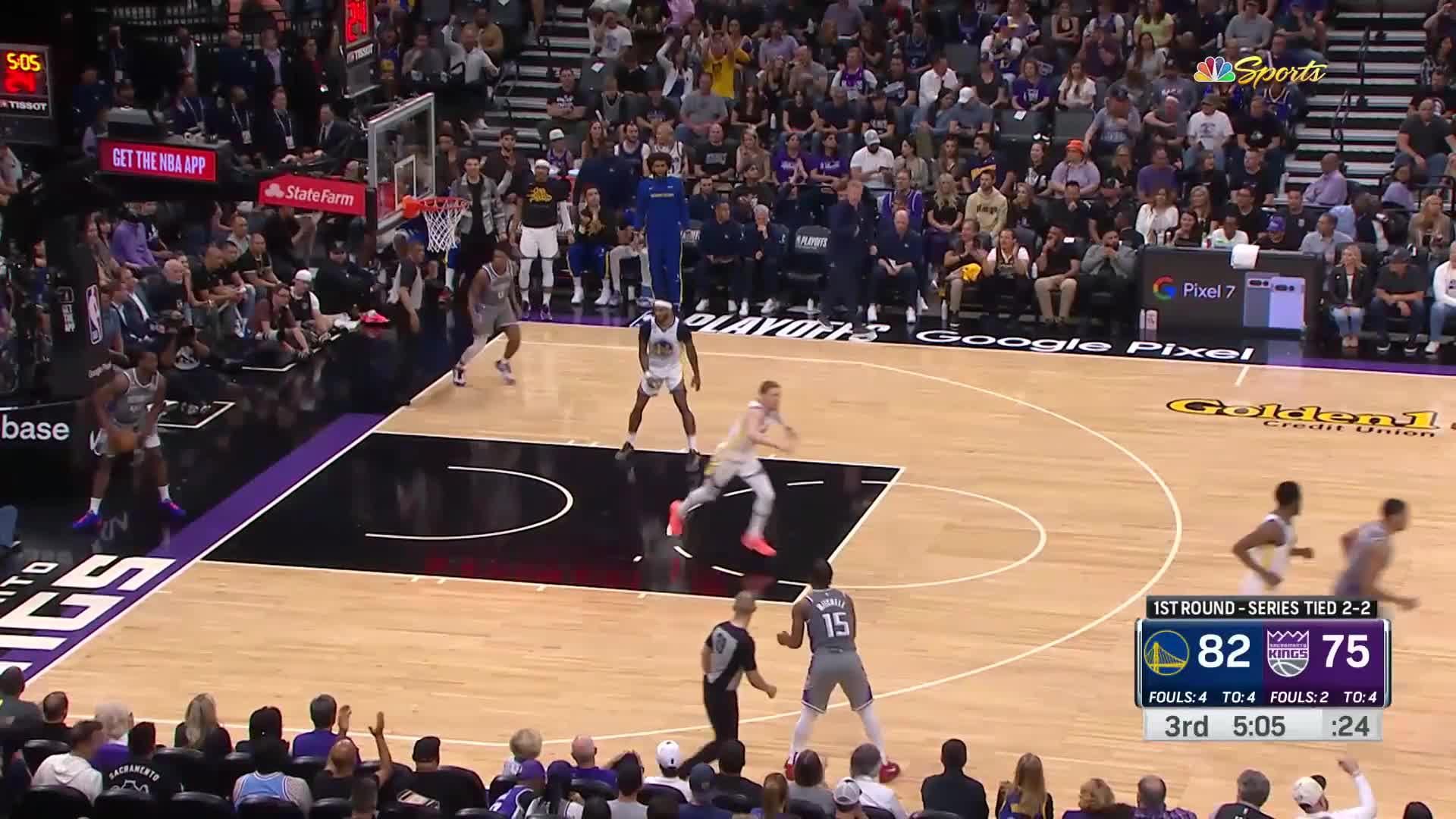 DiVincenzo Throws it Down | Golden State Warriors