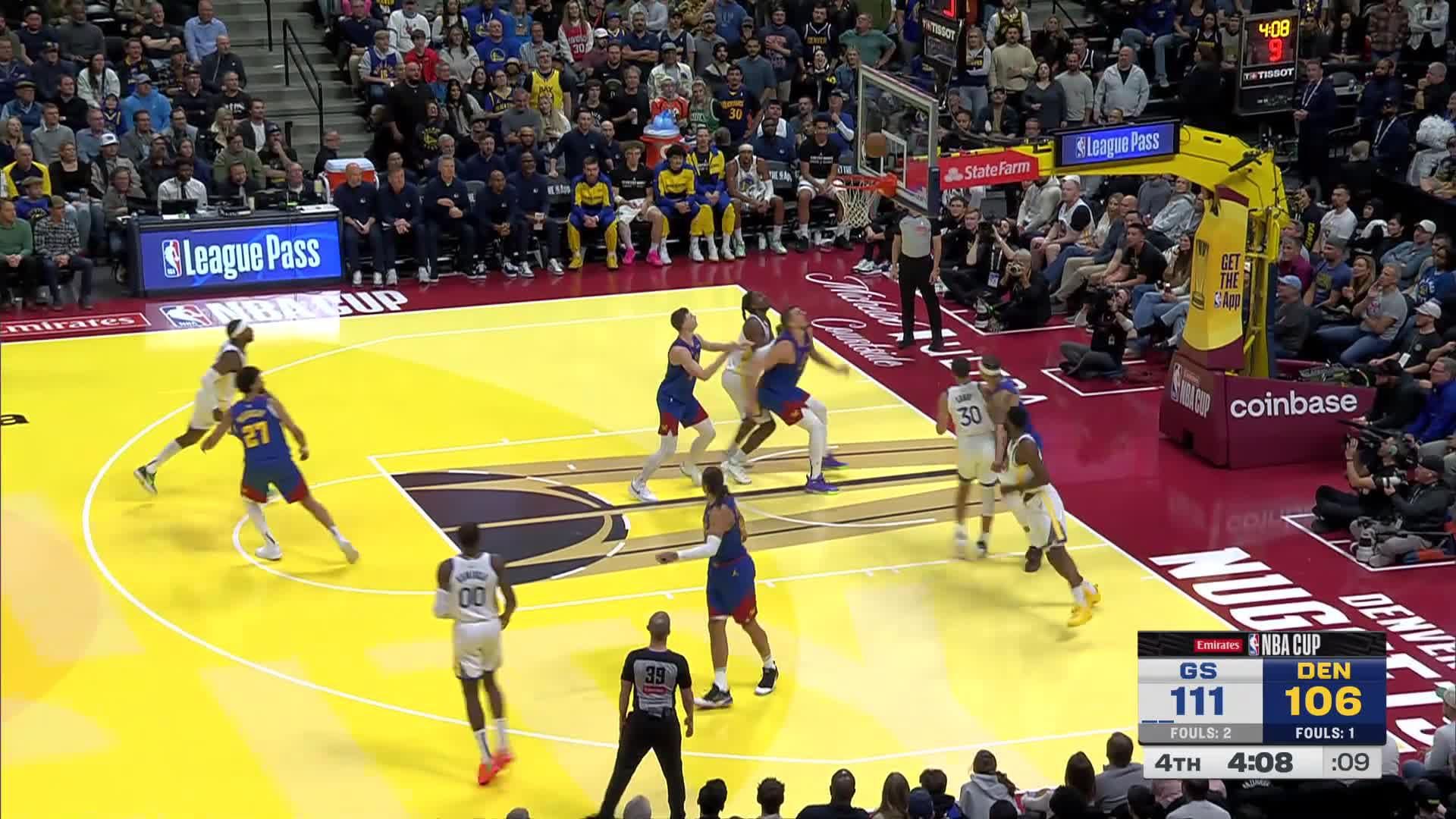 A highlight-reel play by Stephen Curry! | Golden State Warriors
