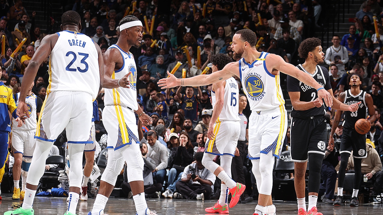 Stephen Curry and Jimmy Butler Combine for 65 Points in 22-Point ...