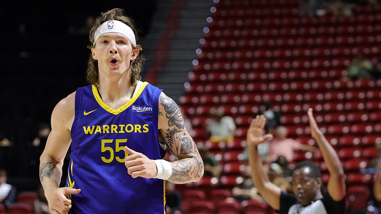 Gabe Madsen's Six First Half Threes Propels Warriors to Win Over Jazz